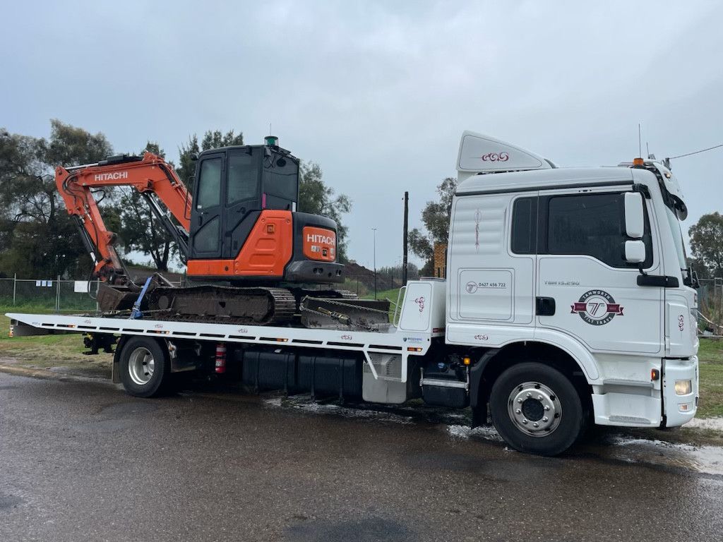 Shipping Container Transport in Tamworth | Tamworth Tilt Trays