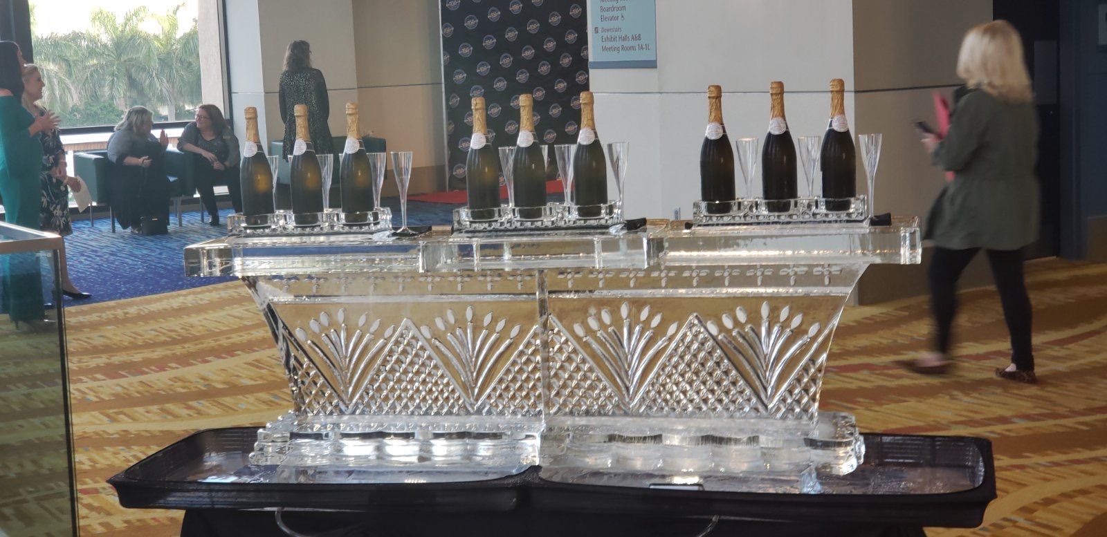 View Our Gallery | St. Petersburg, FL | Doggery Craft Ice