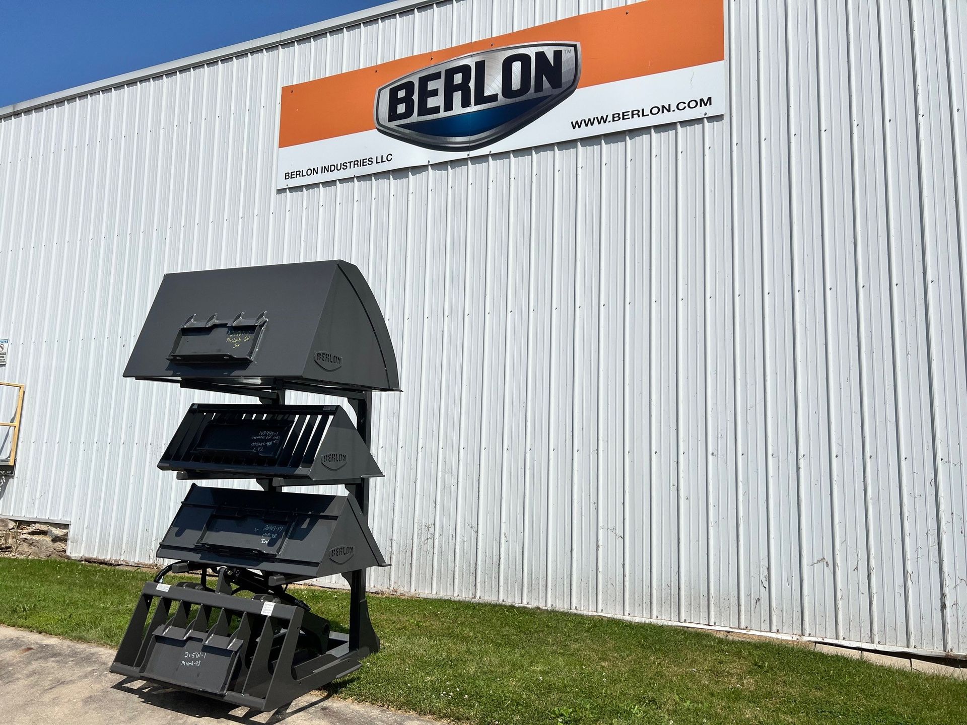 Bucket Rack-4 | Berlon Industries