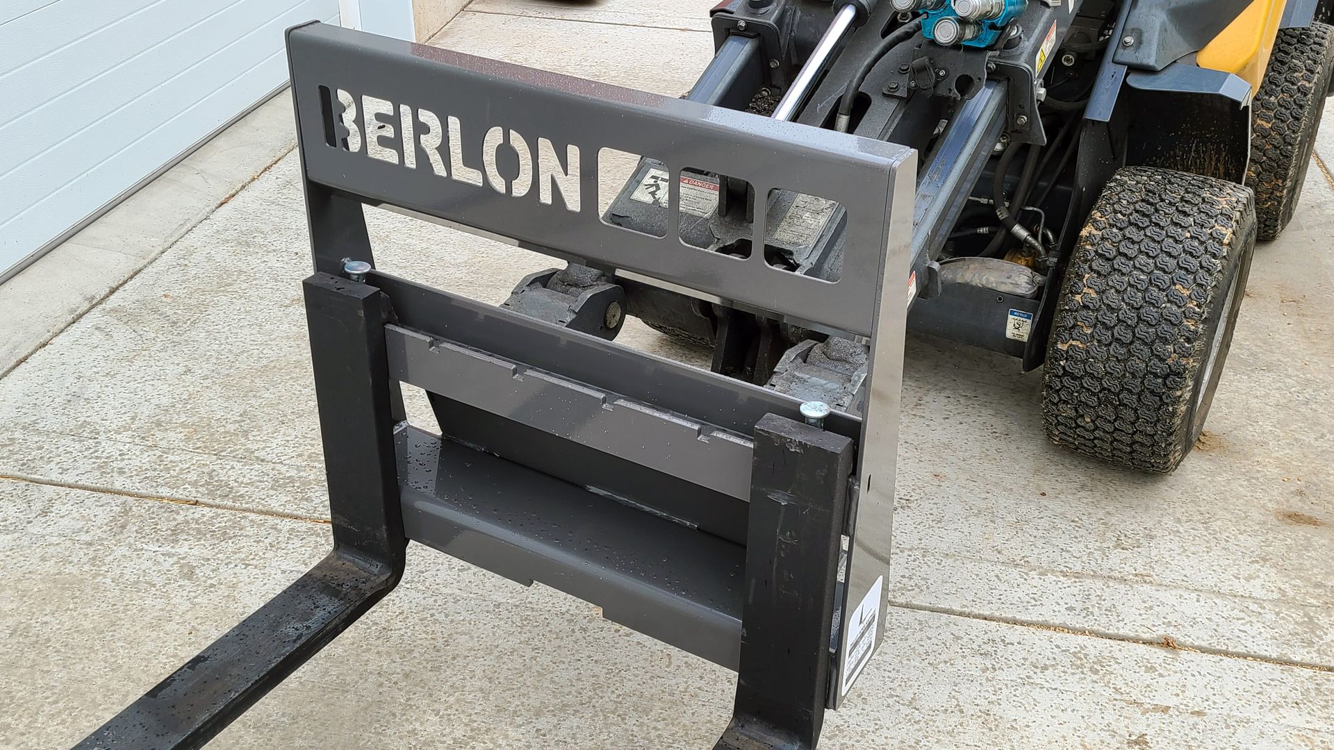 Mini Pallet Forks | Berlon Industries