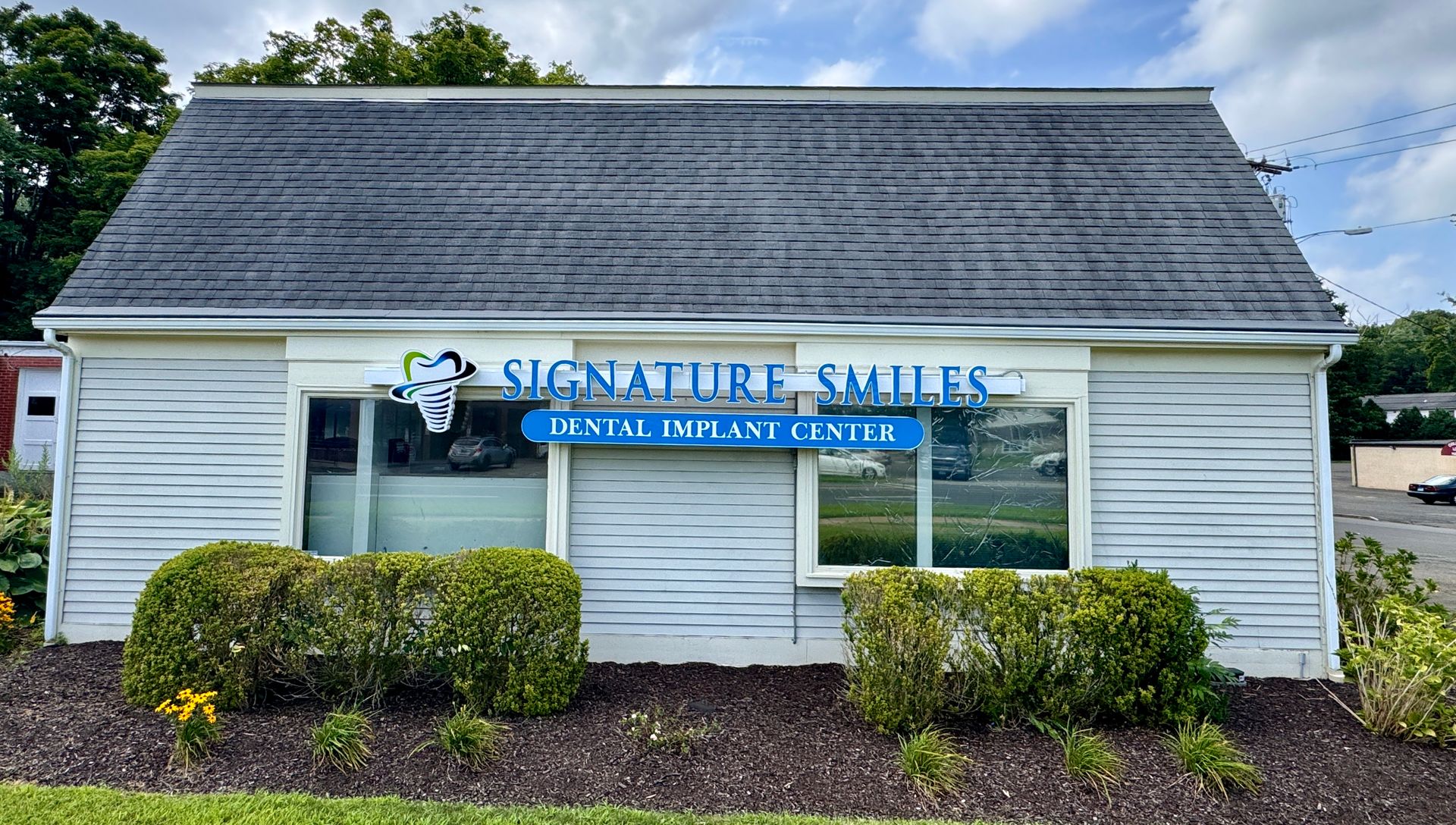 Signature Smiles: Family, Cosmetic, Emergency Dentists in Manchester