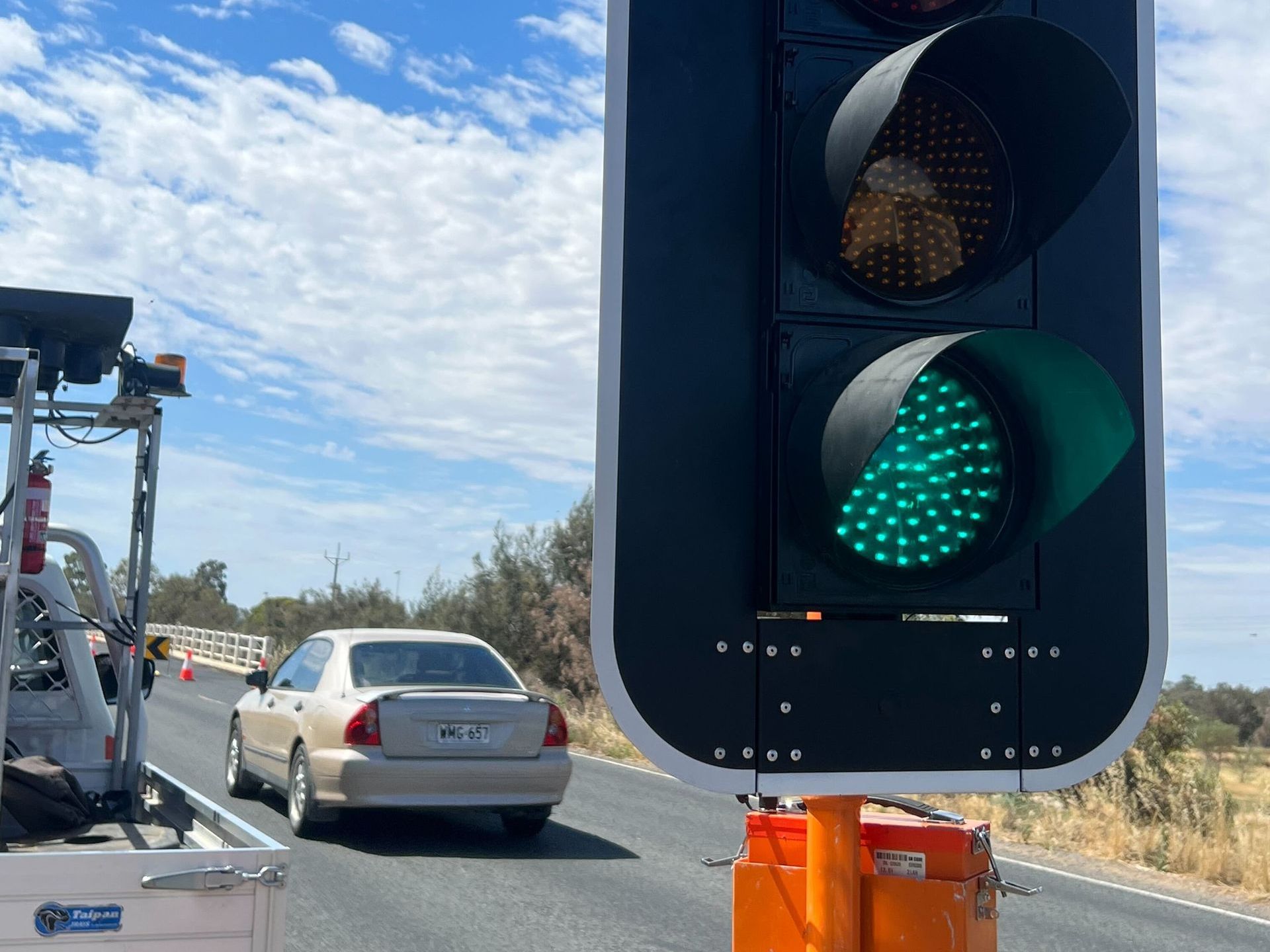 Portable traffic light hire | Adelaide