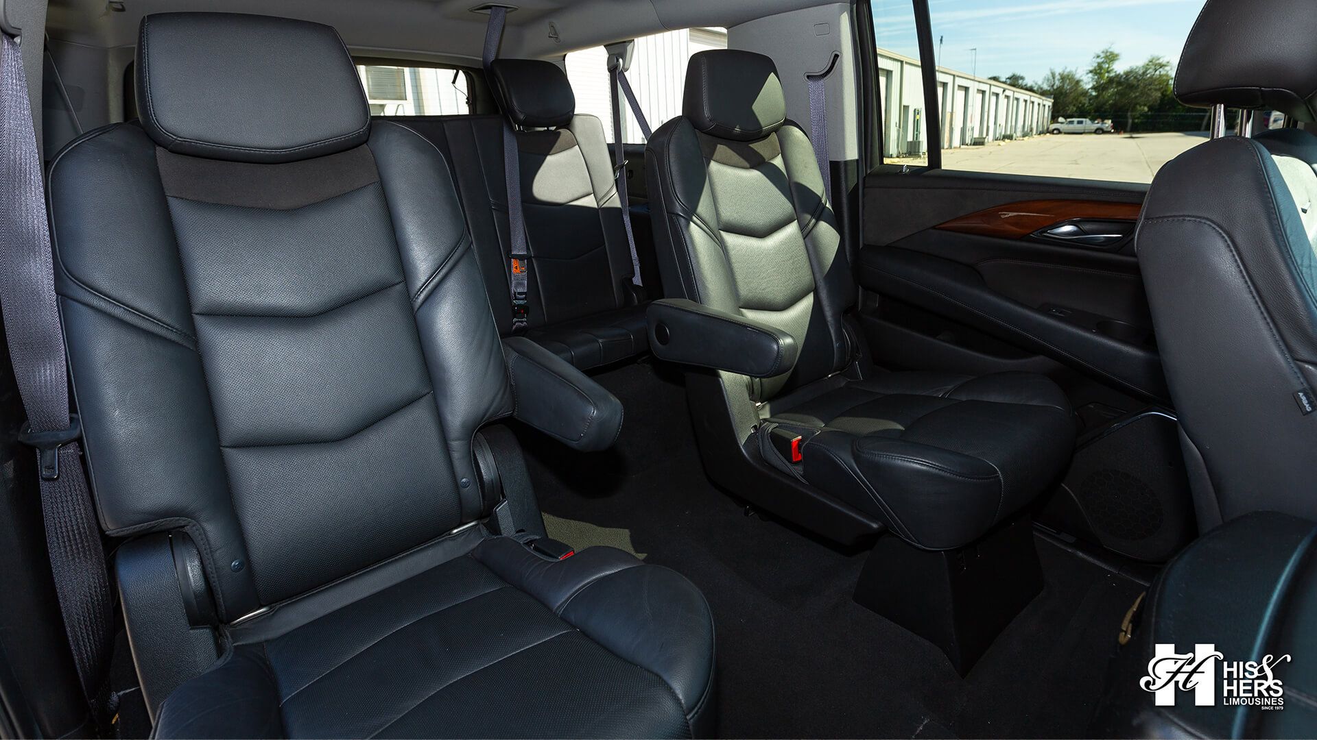 Tampa Fleet | Chevrolet Suburban SUV | His & Hers Limousines