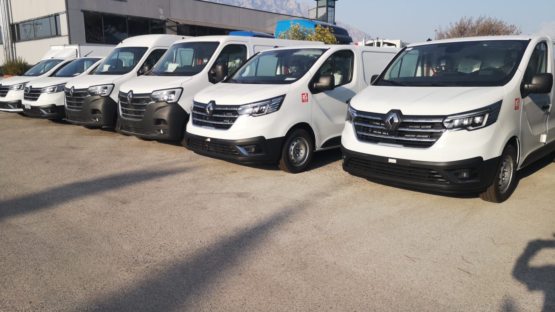 Vendita Veicoli Commerciali Renault Pronta Consegna | Napoli, Casoria ...