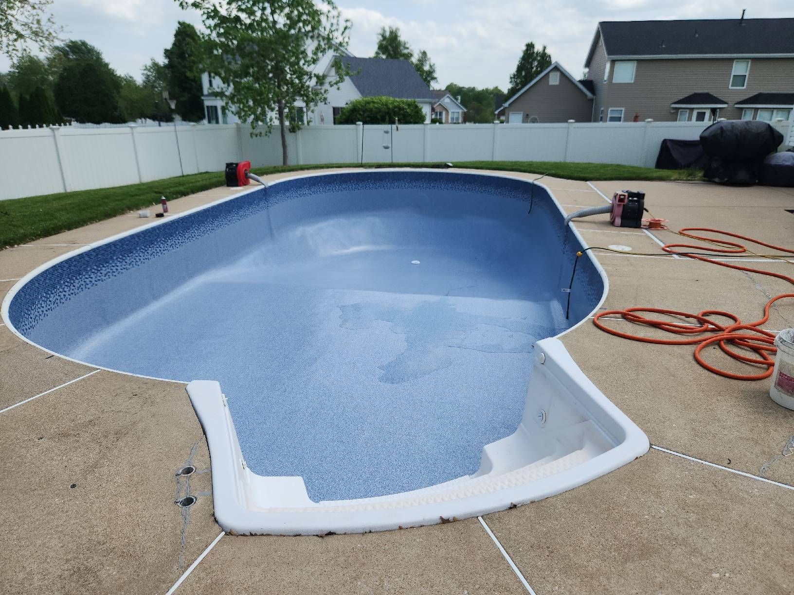 Choosing a Pool Liner