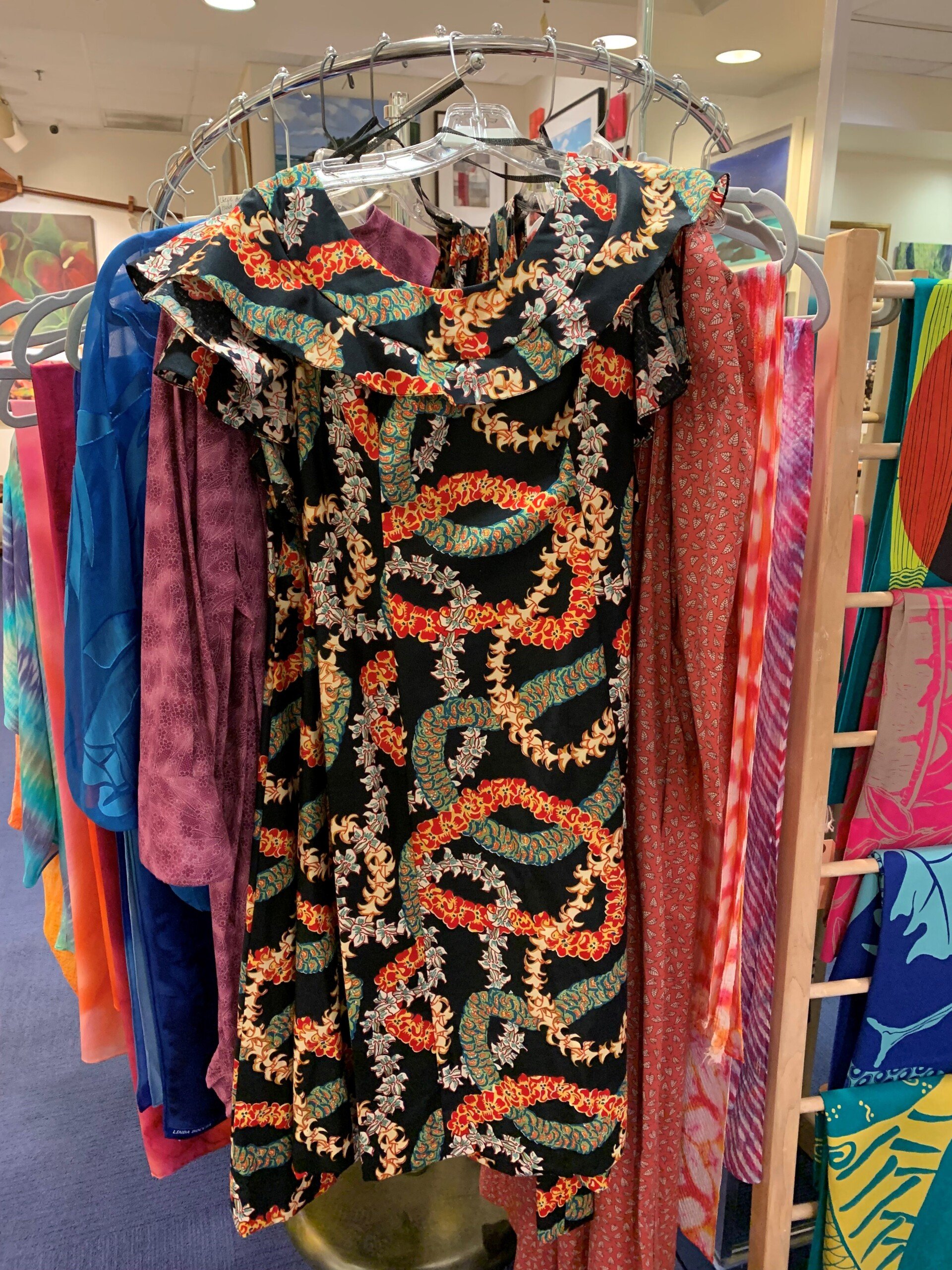 Mu'umu'u Style | Honolulu, HI | Bete Inc