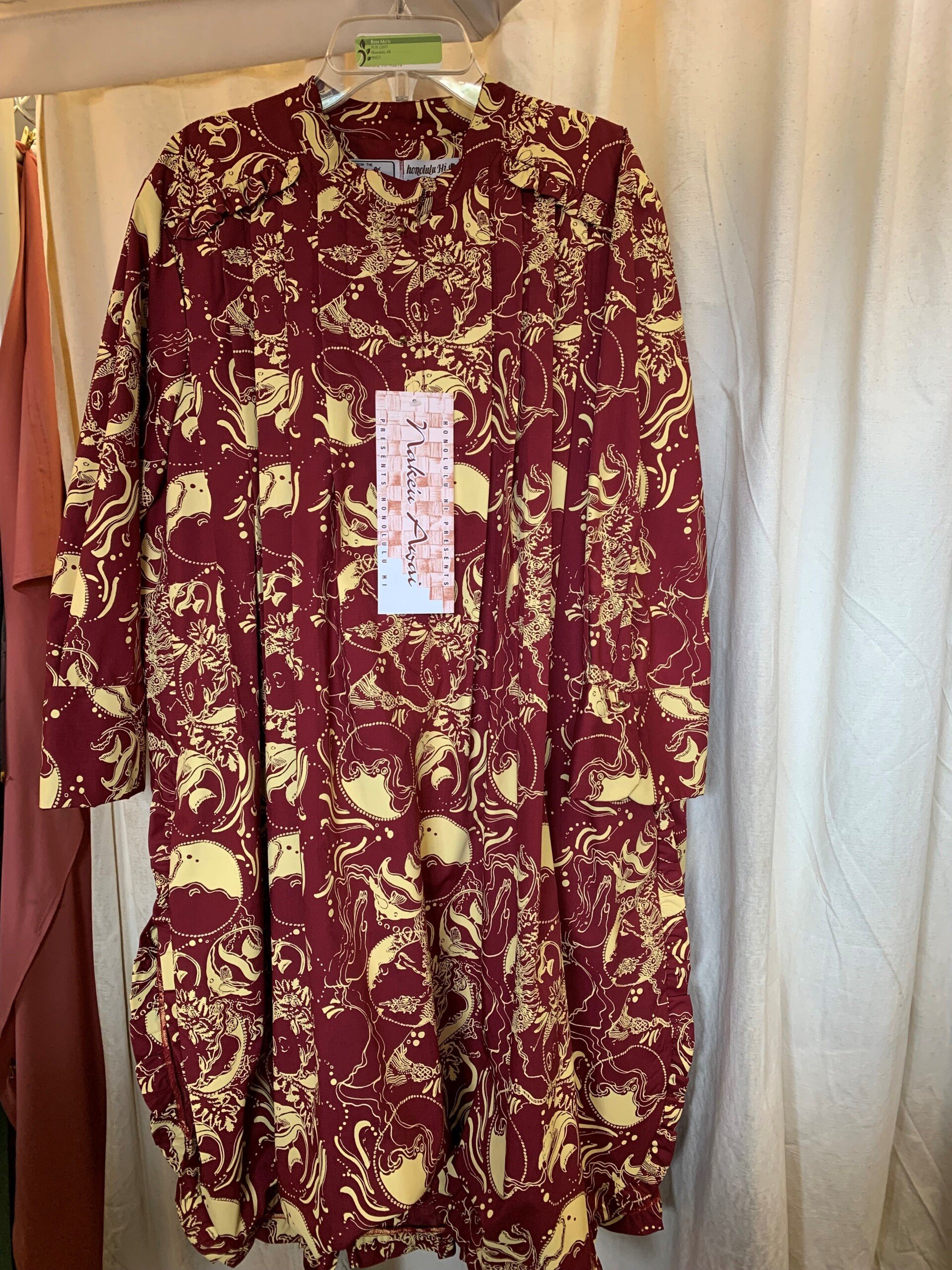 Mu'umu'u Style | Honolulu, HI | Bete Inc