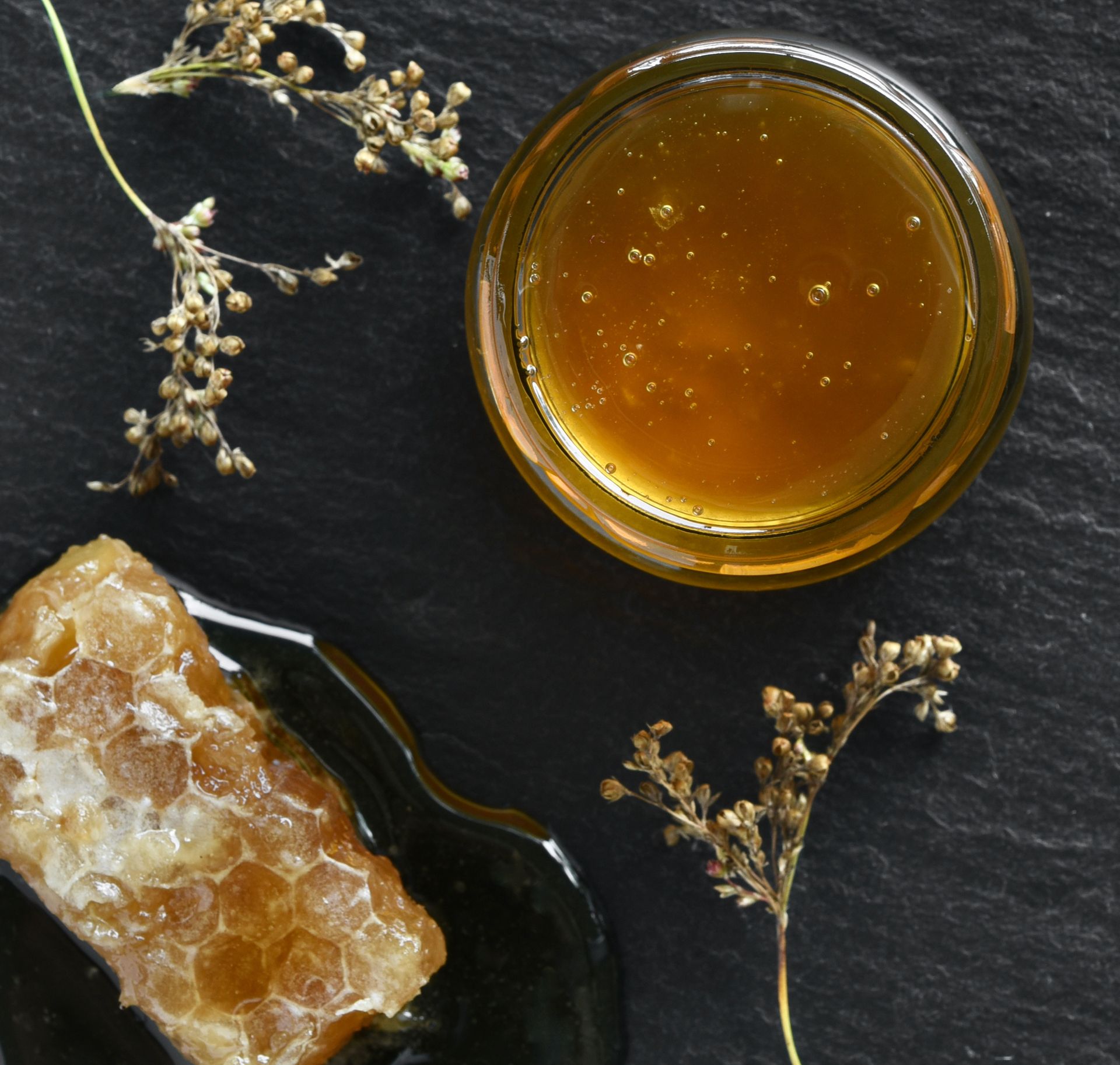 Lyon Raw Product Photos