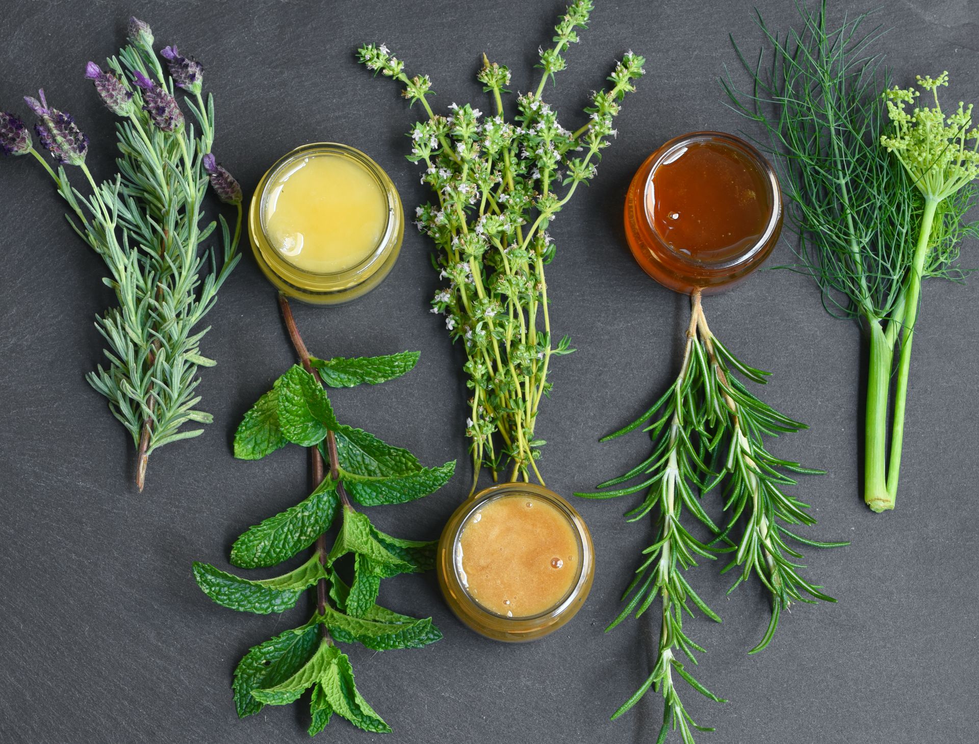 Lyon Raw Product Photos