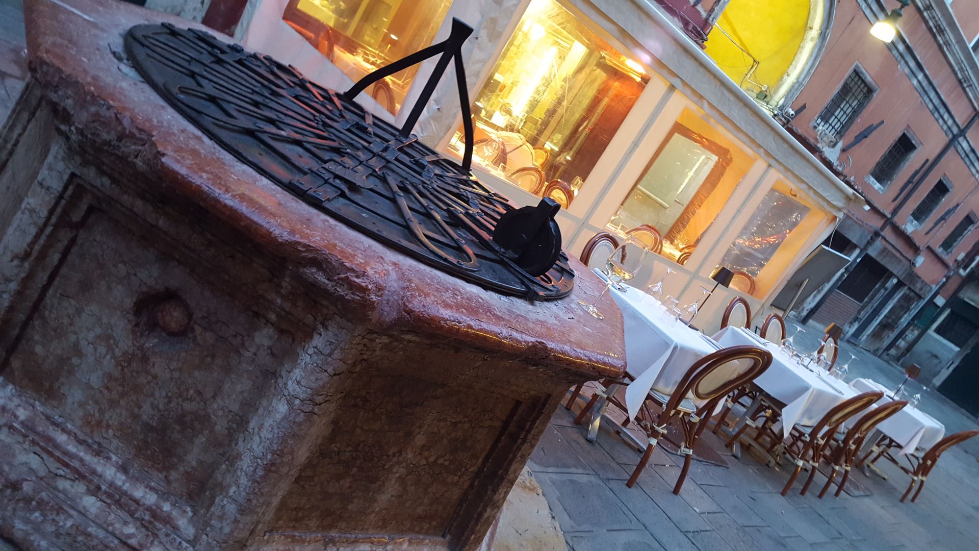 Trattoria RIALTO NOVO vicino al ponte di rialto, specialità pesce VENEZIA