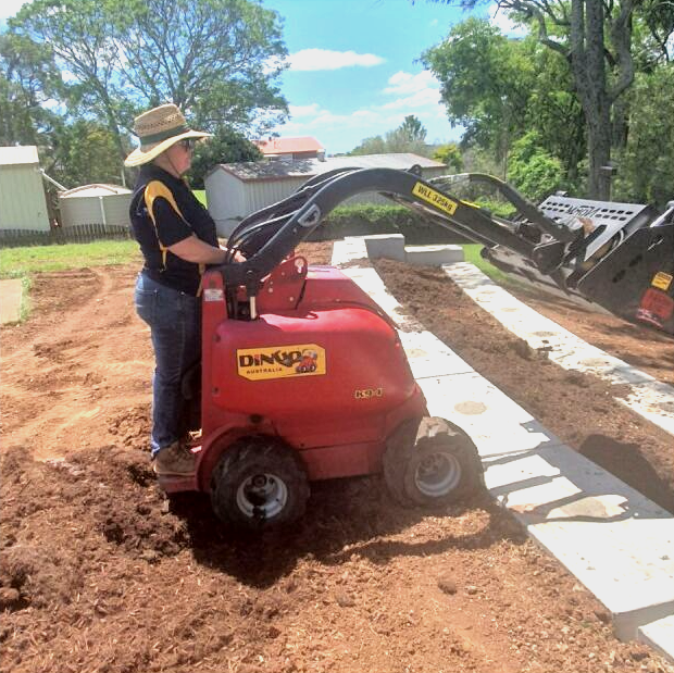 Earthmoving & Excavation | Toowoomba | Col Finlay Earthmoving