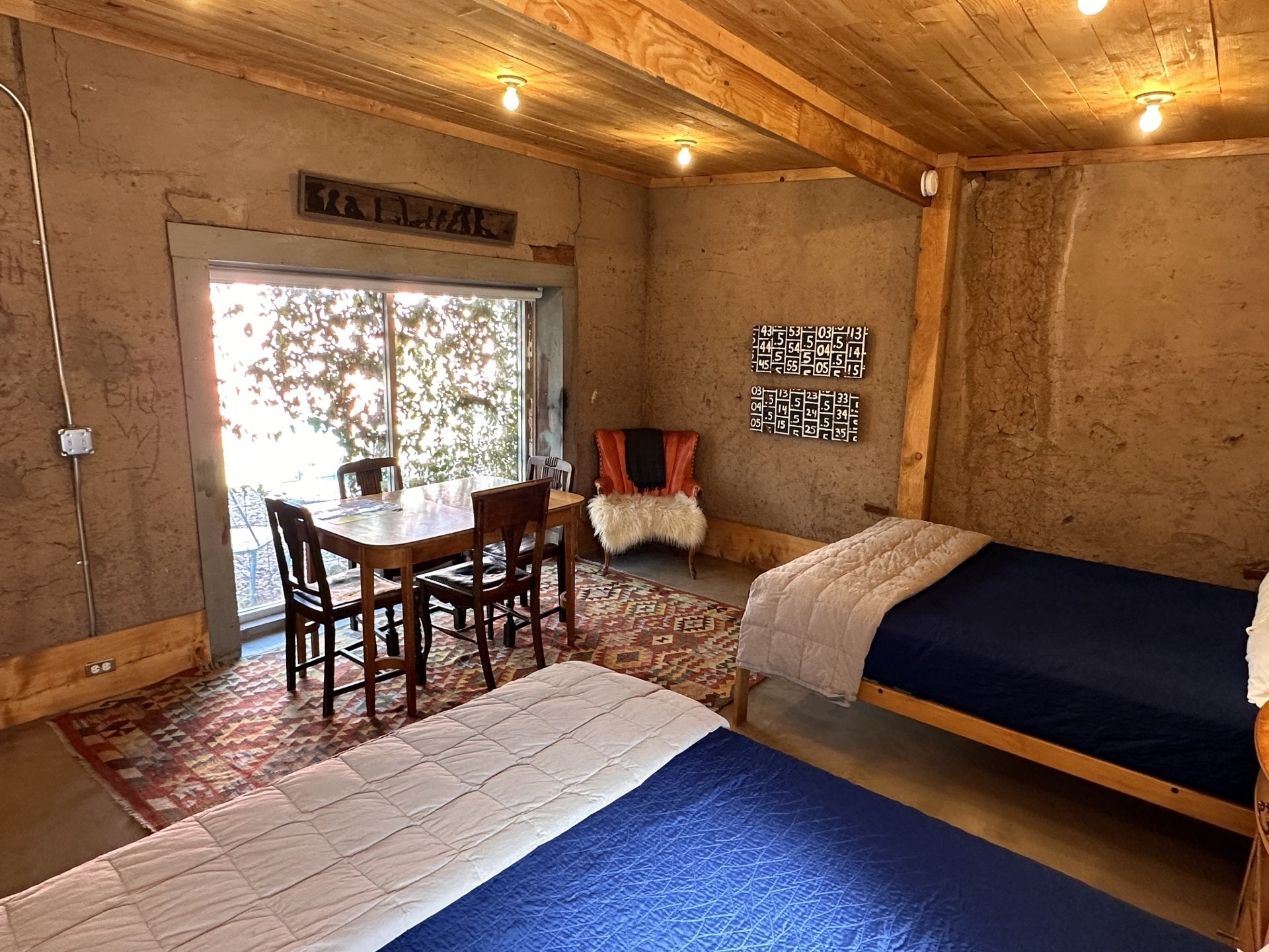 The Lincoln Marfa : Rooms