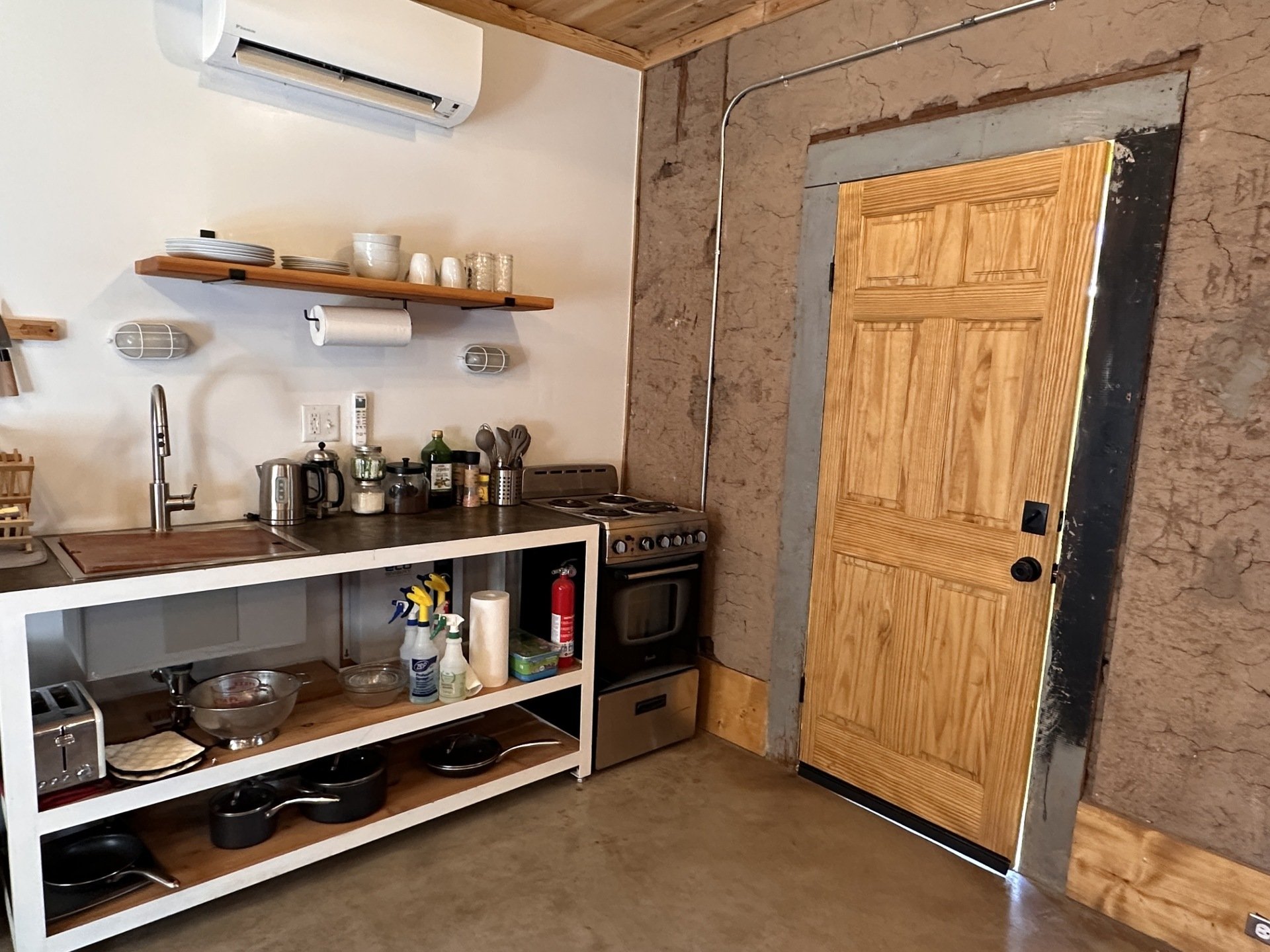 The Lincoln Marfa : Rooms