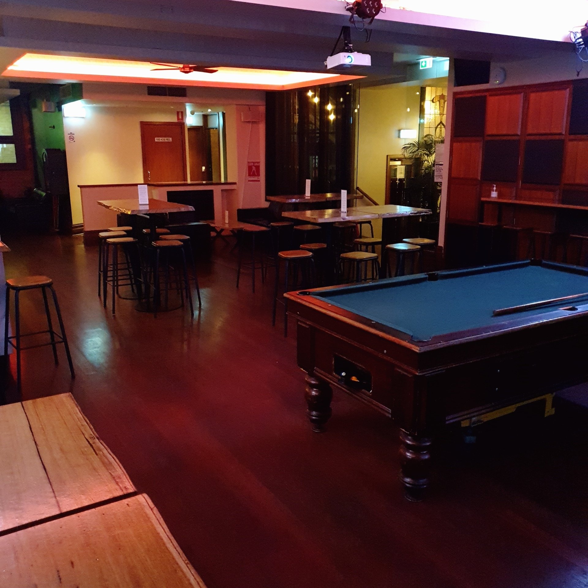 Hotel Food & Drink | Exford Hotel | Melbourne