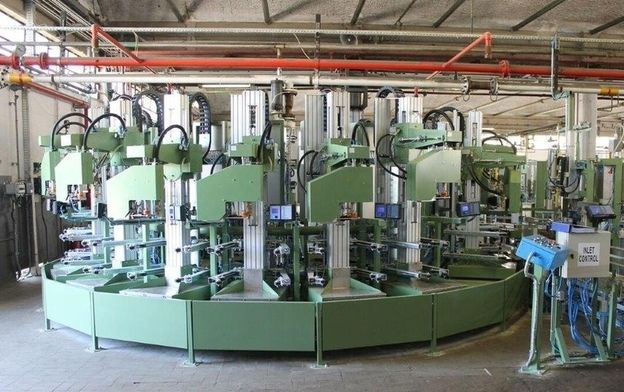 Carousel for filling LPG cylinders | NR RICNI