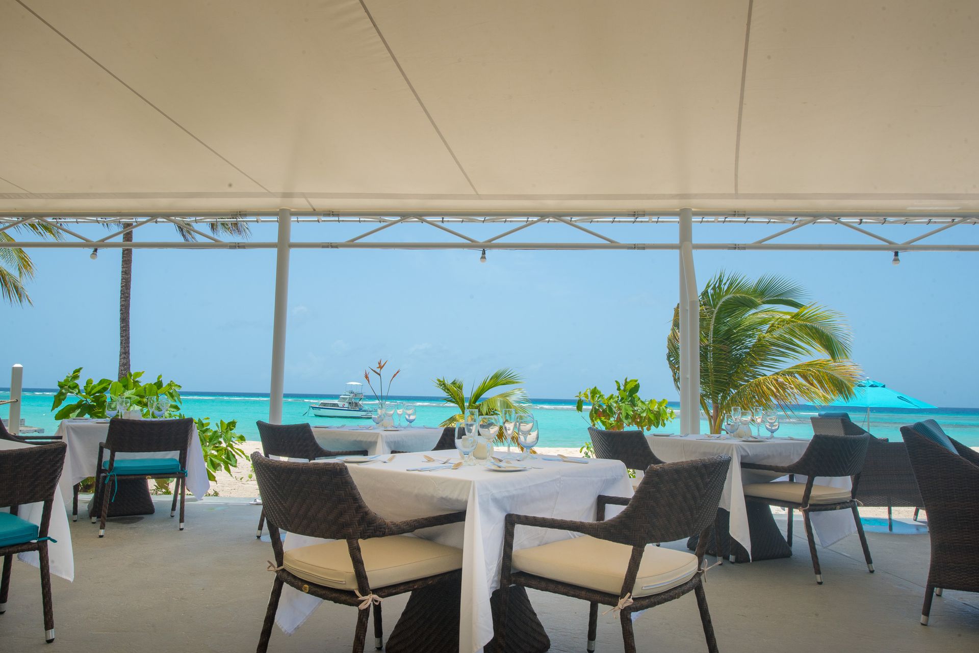 The Sands Barbados - Restaurant On The Water