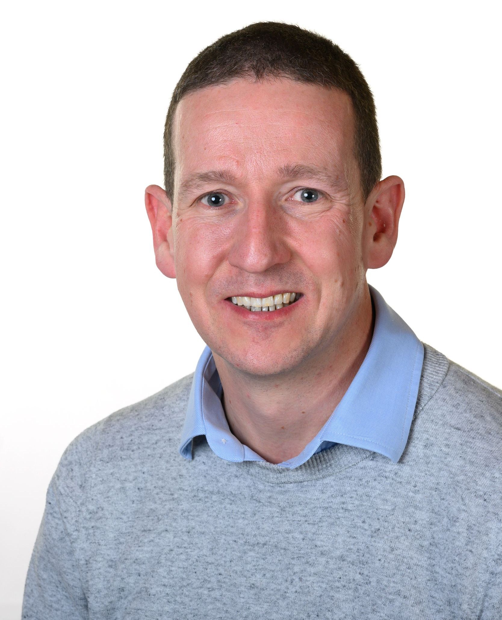 Dominic Holmes – Employment Solicitor | Springhouse
