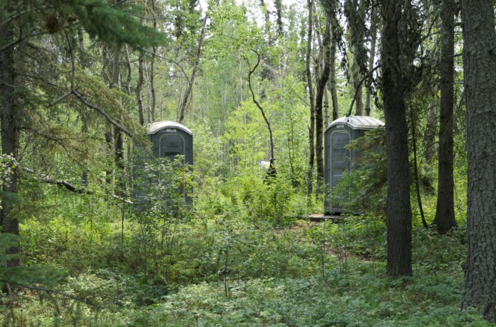 Lodge Accommodations | Winefred Lake