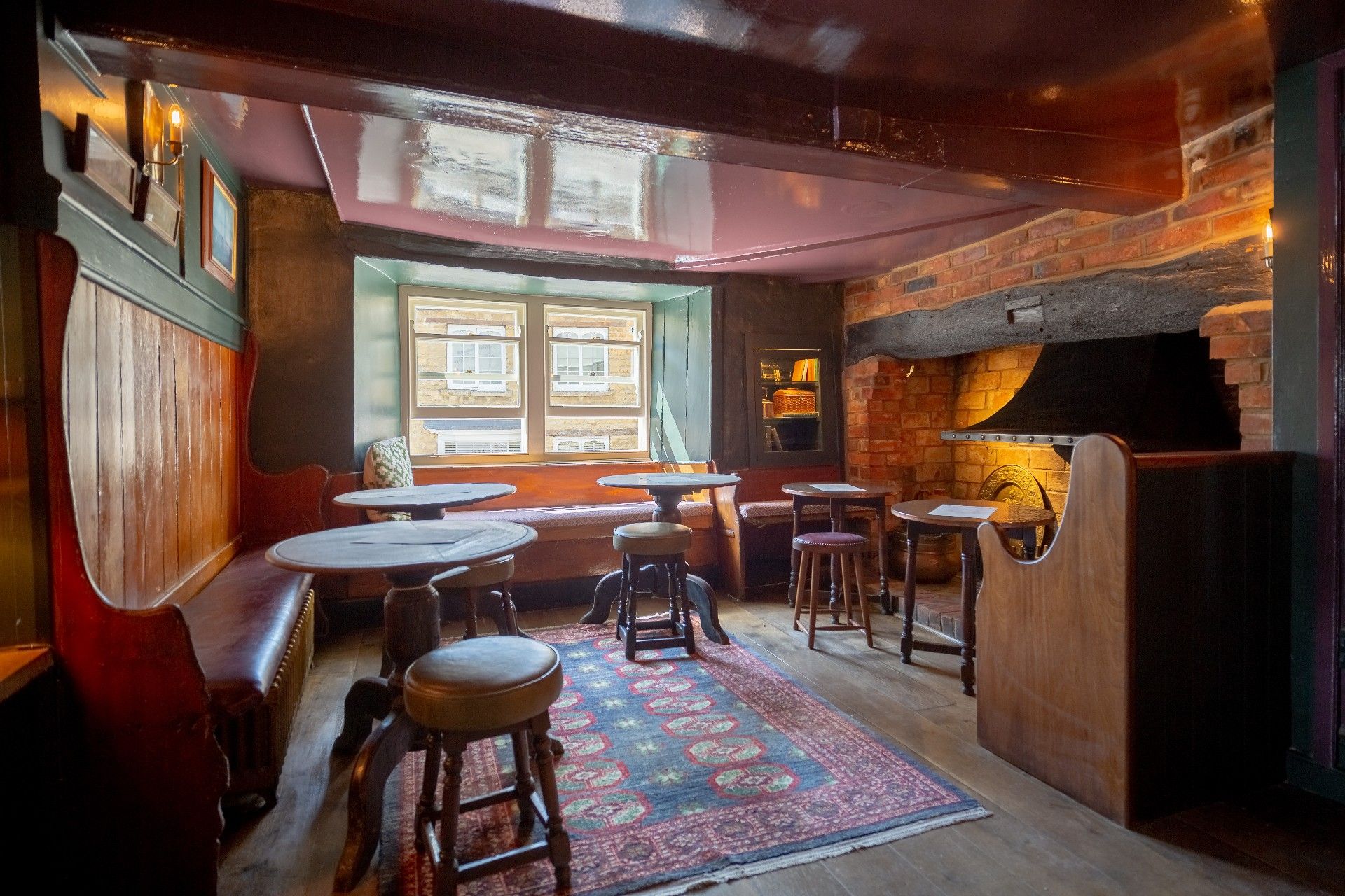 Gallery | The Chequers | Chippy