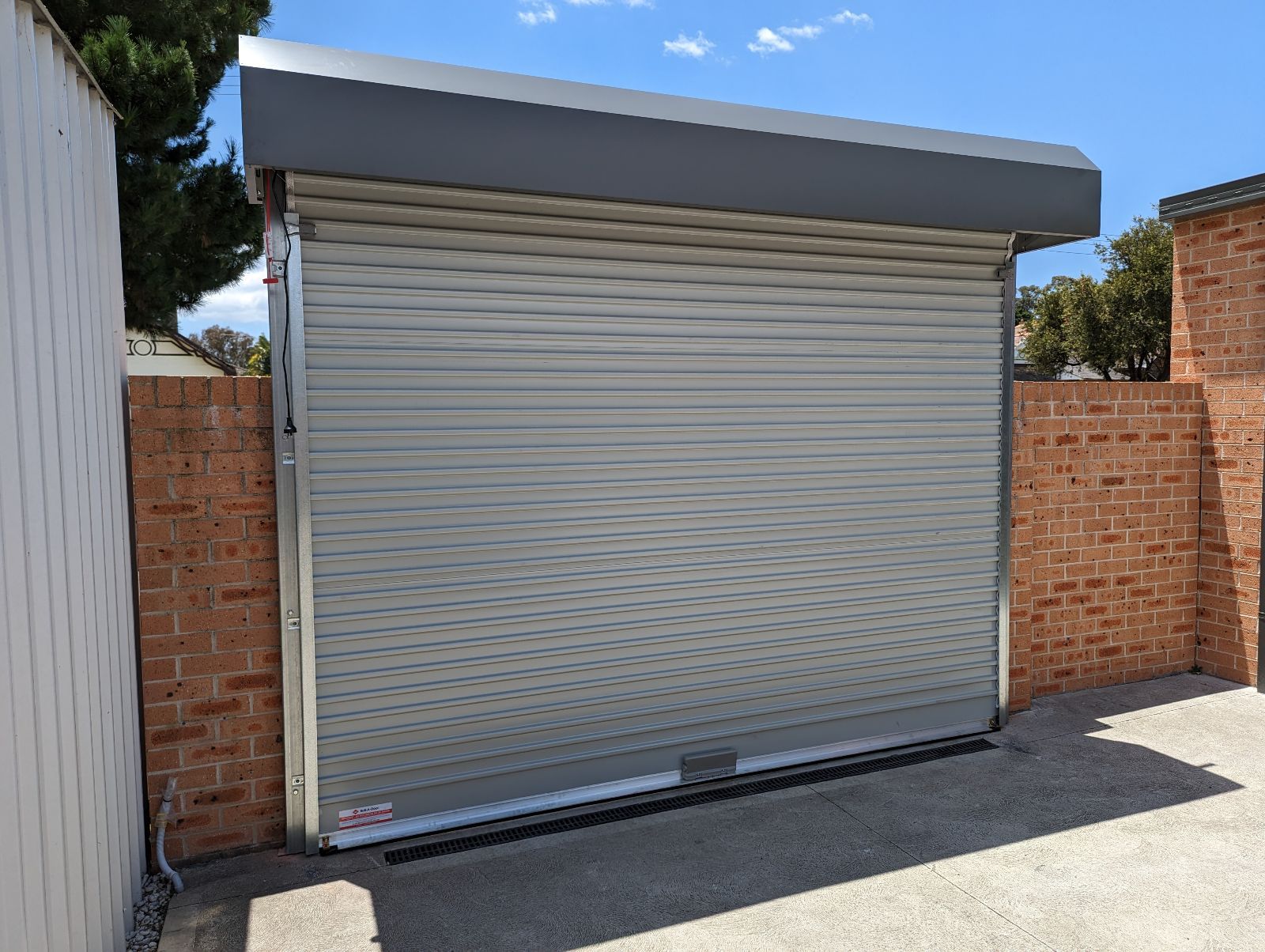 Fence Line Roll-A-Door Sydney, Ryde, Balmain & Castle Hill NSW - Ryde ...