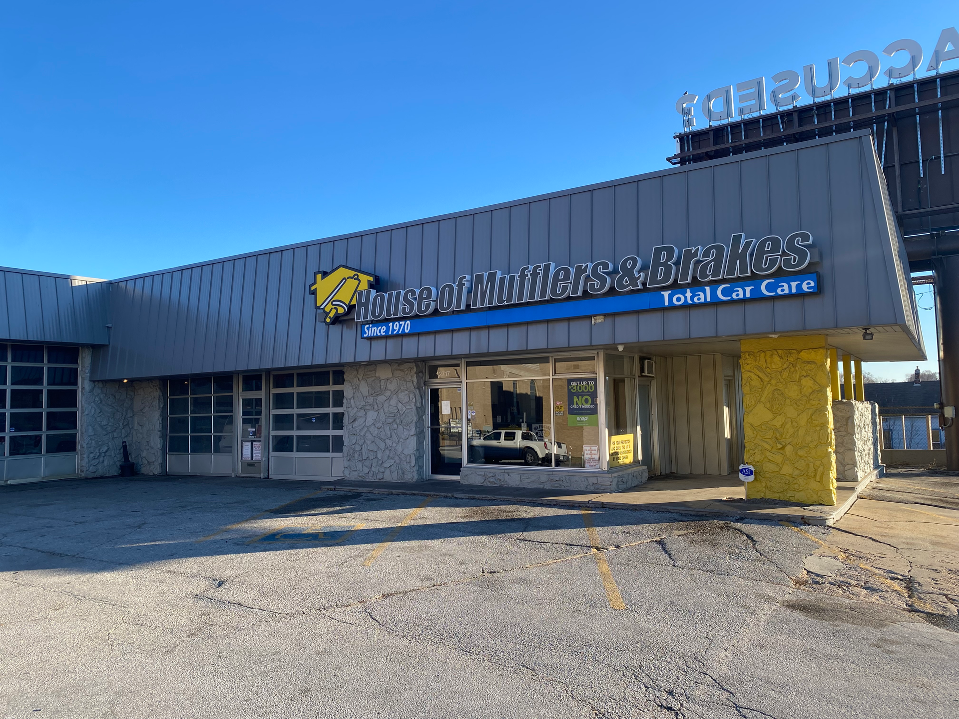 House Of Mufflers Brakes