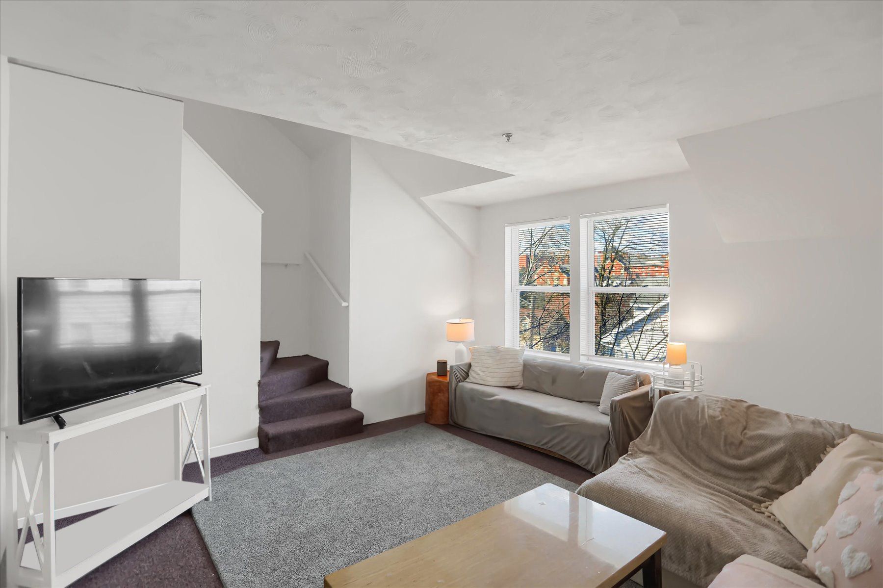 Cedar Lofts East – 711 E. Beaver Ave. - Apartments