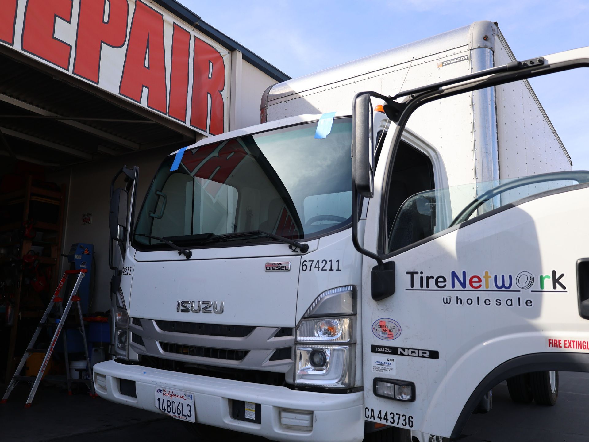 Fleet Vehicle Glass Repair in San Bernardino, CA