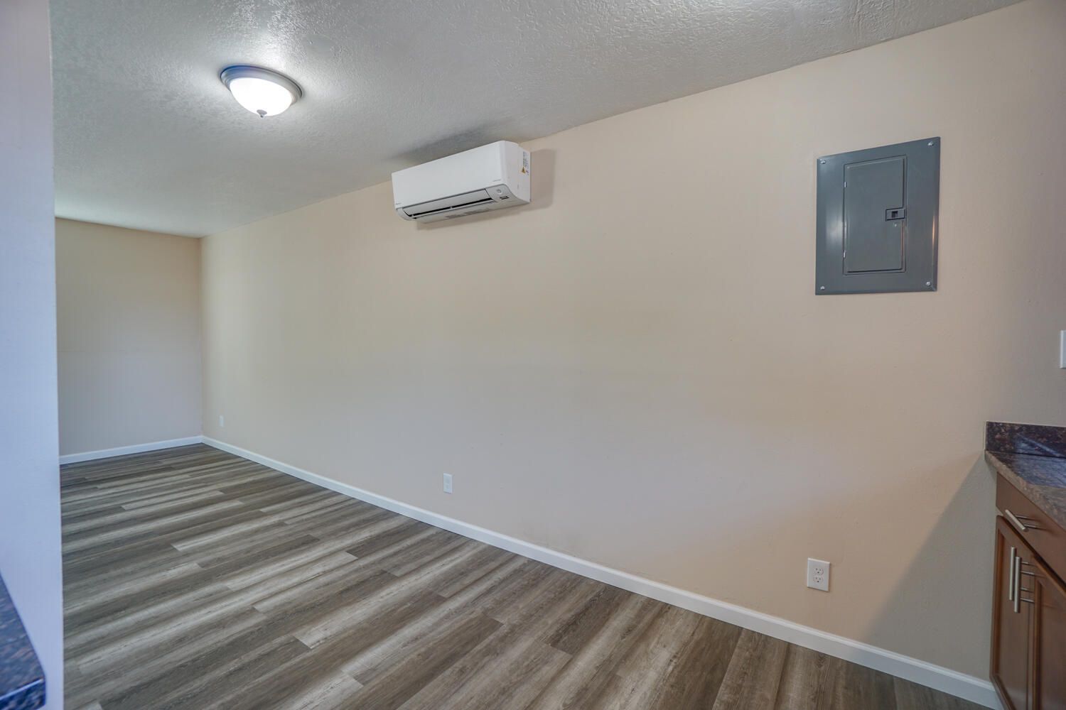 Cardinal Terrace - Regency Management Inc.