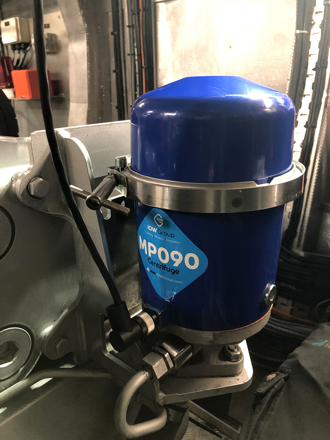 An IOW MP090 was installed on a MTU series 2000 M72 engine