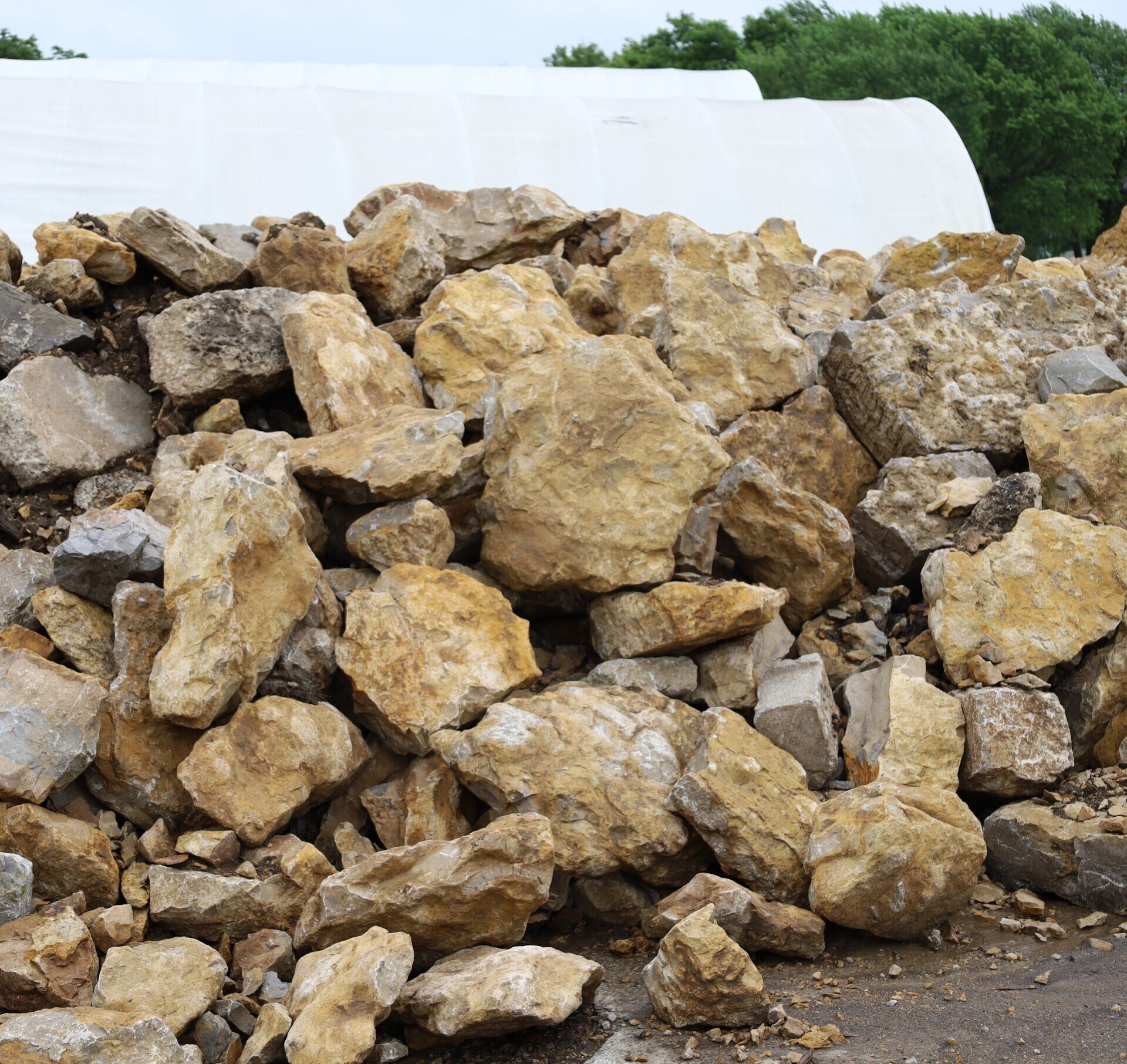 Bulk Landscaping Materials & Products | Dirt World