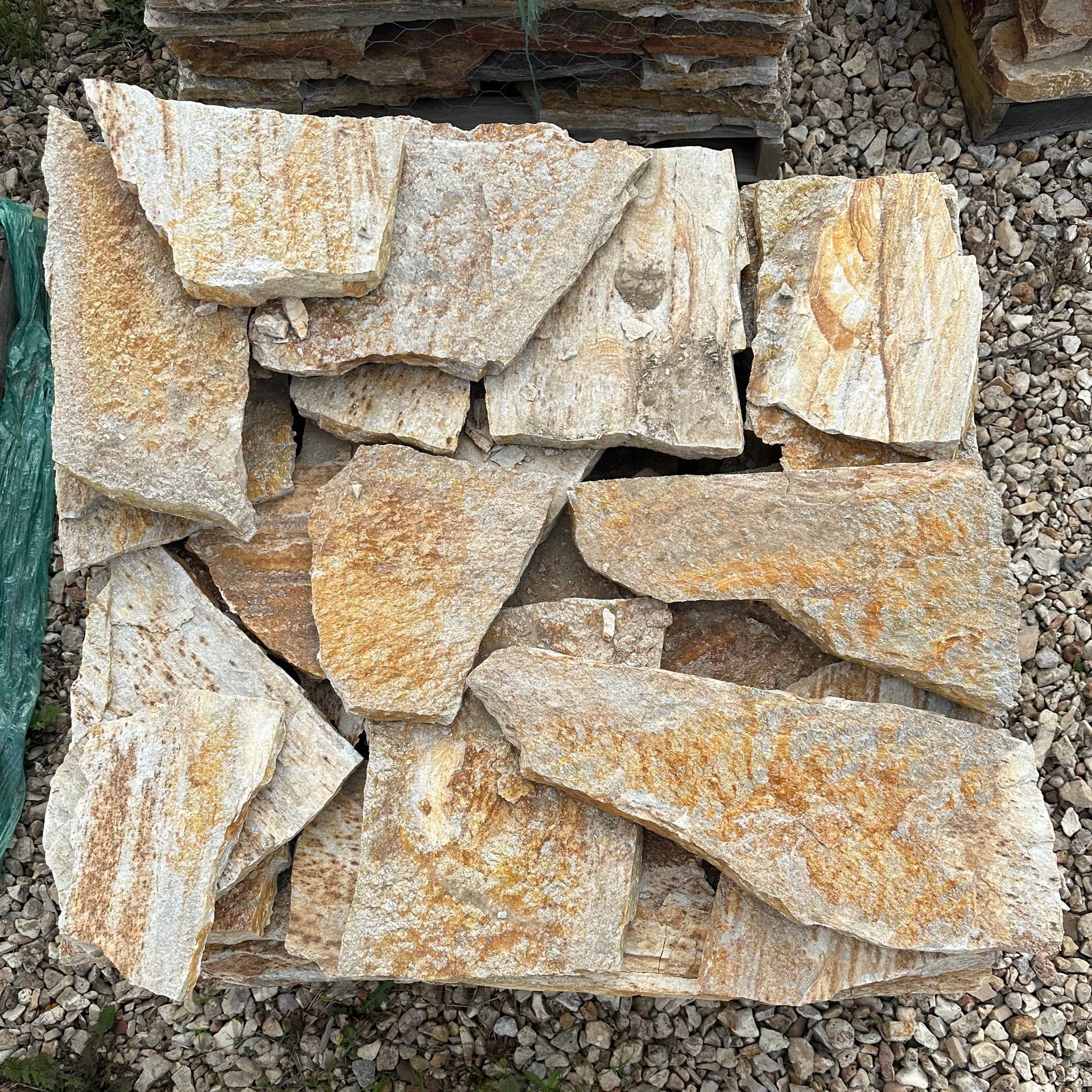 Bulk Landscaping Materials & Products | Dirt World