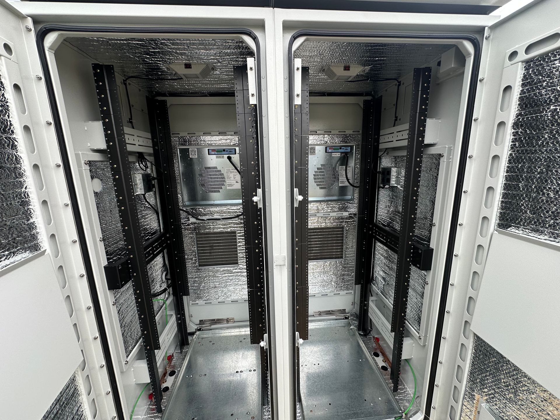 Telecom & Network Cabinets – Iceberg