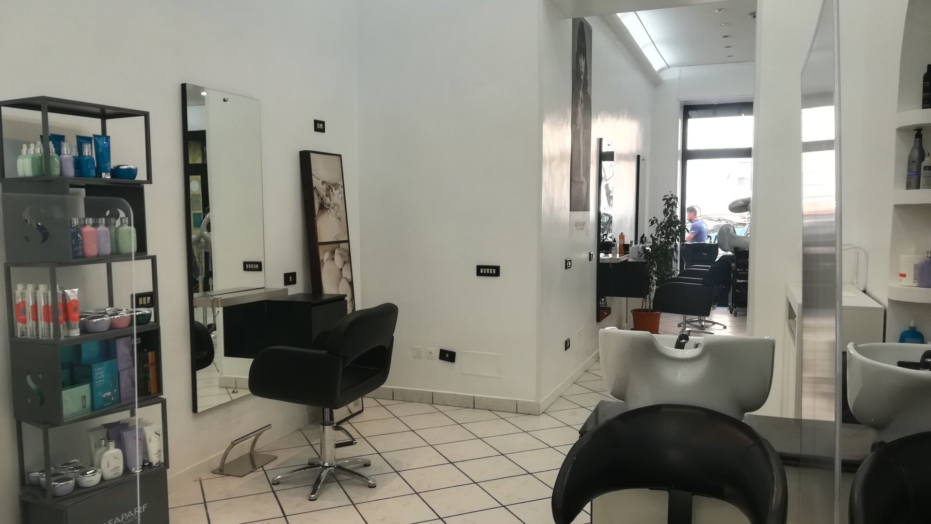 Salone di bellezza e parrucchiere - Roma Centro zona Prati - D'Aurora ...