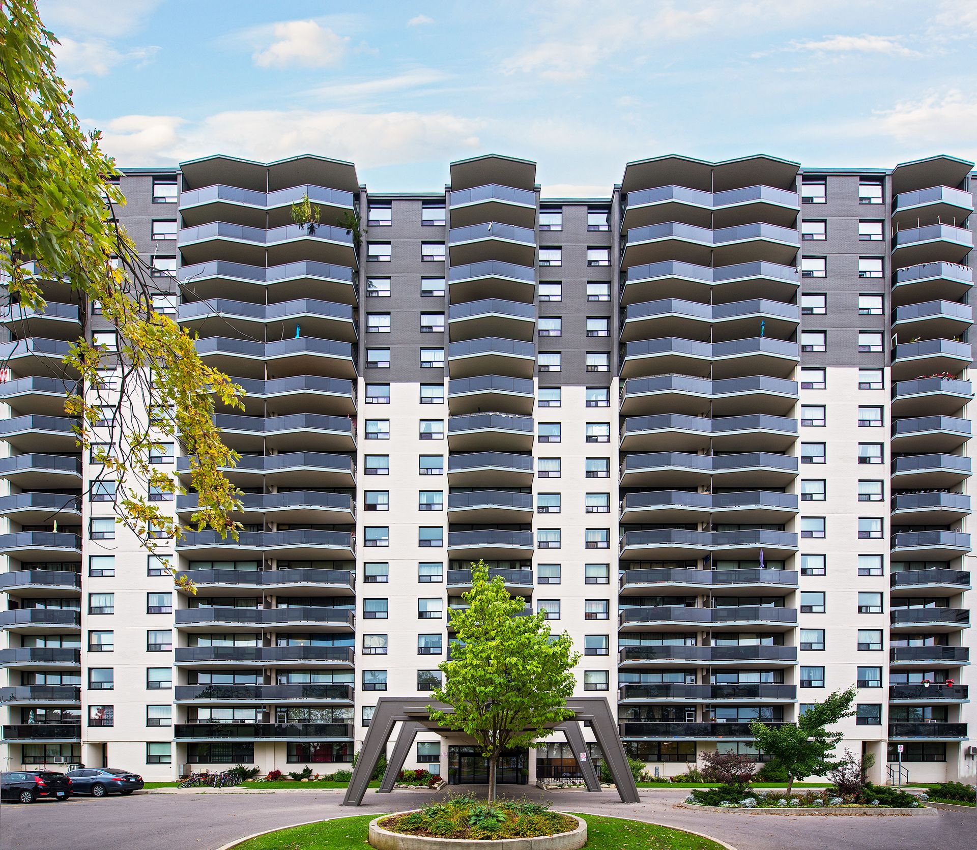 Building & Amenities Photos