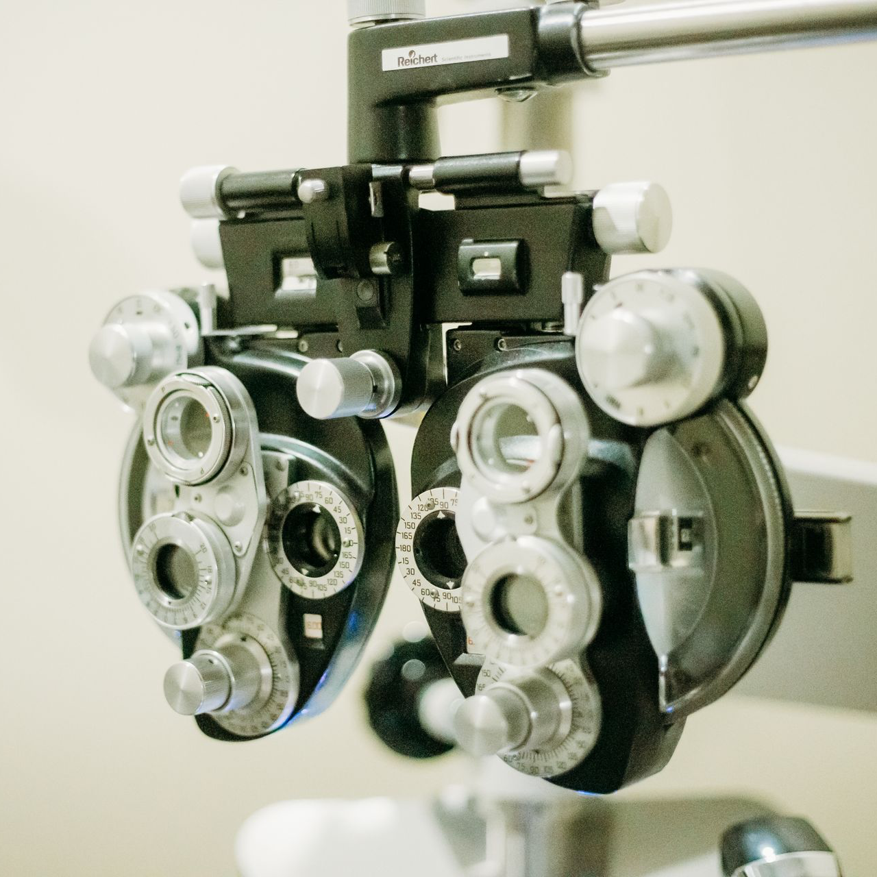 Cataracts Services | Berry Optical
