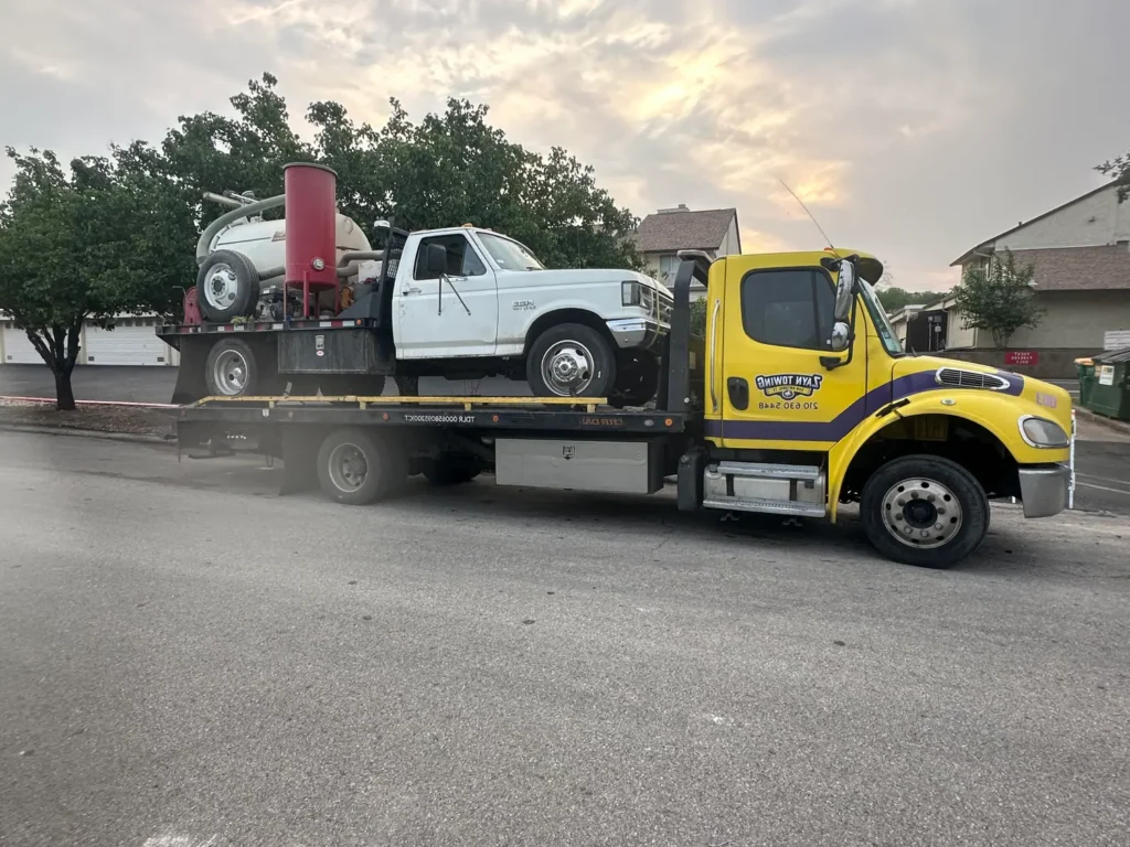 24/7 Towing & Roadside Help - San Antonio, TX - Zayn Towing