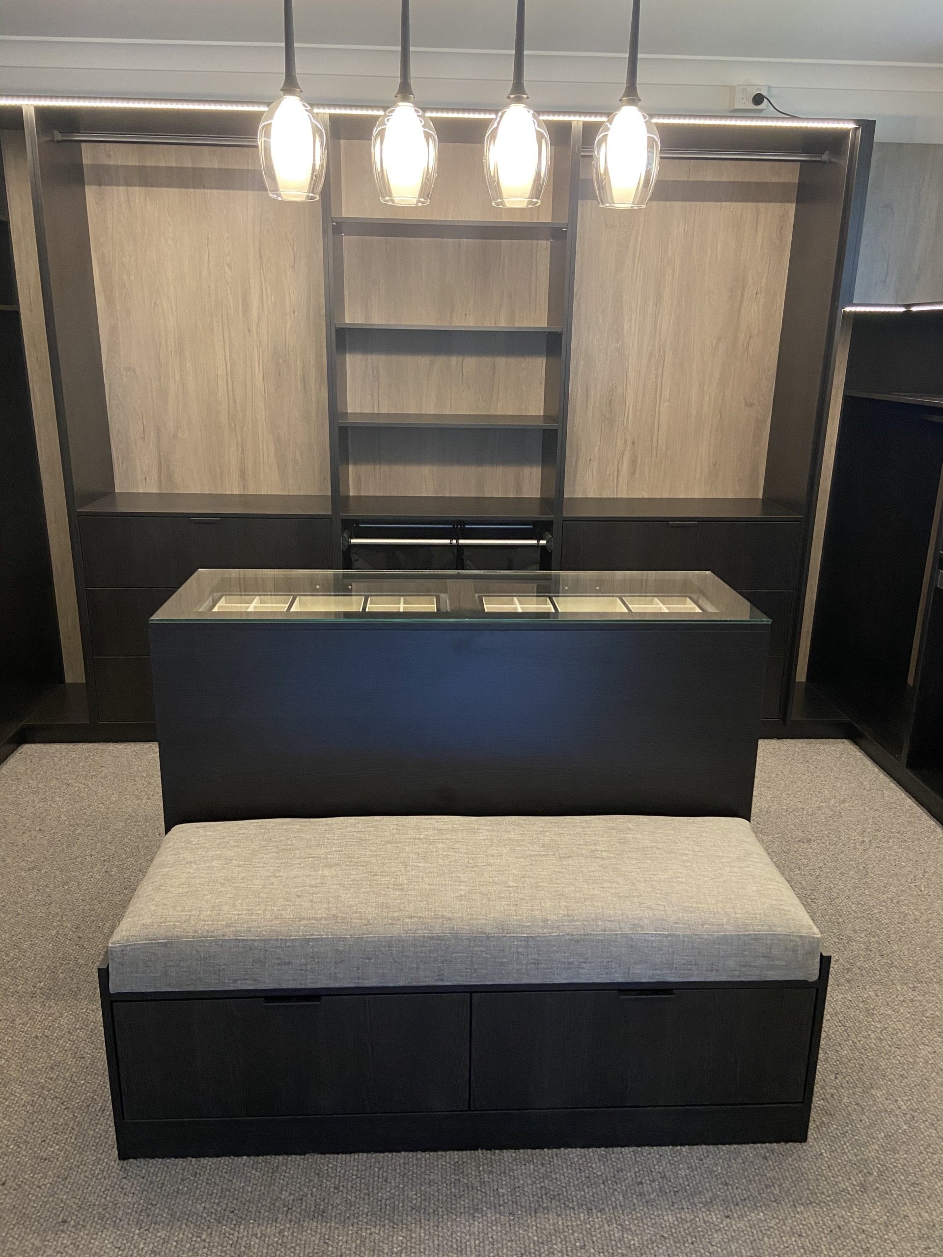 Walk-In Wardrobes & Walk In Robe Fit Outs Perth | Uzit