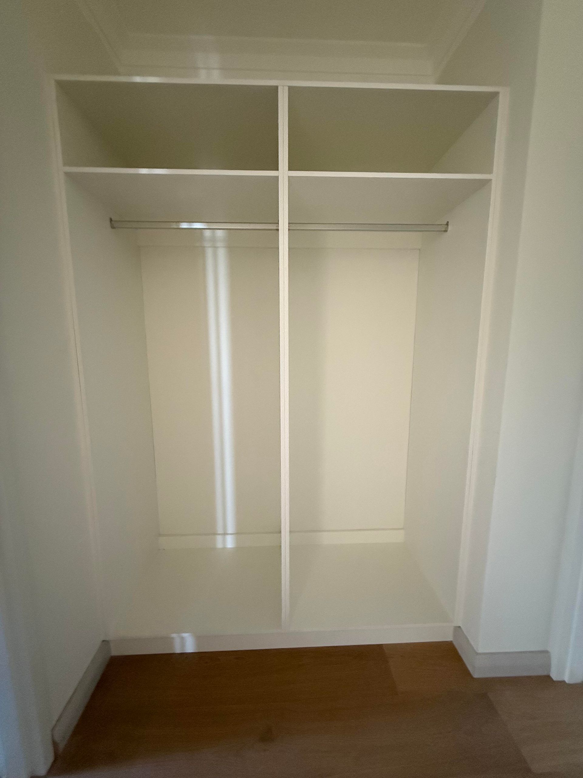 Walk-In Wardrobes & Walk In Robe Fit Outs Perth | Uzit