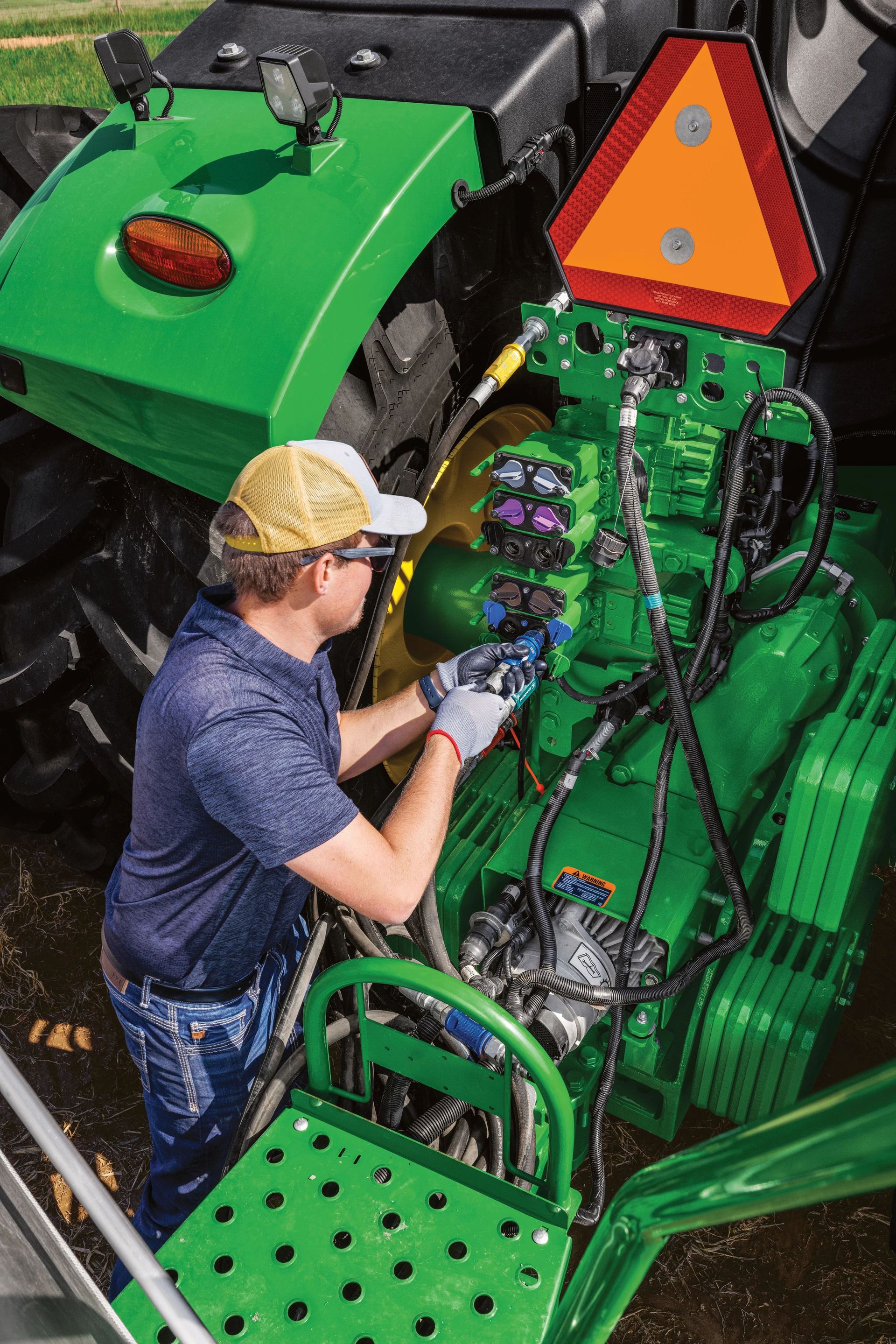 Gooseneck Implement - John Deere Equipment for North & South Dakota