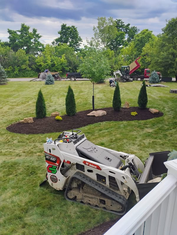 Expert Lawn Care & Landscaping Services | Pittsburgh, PA