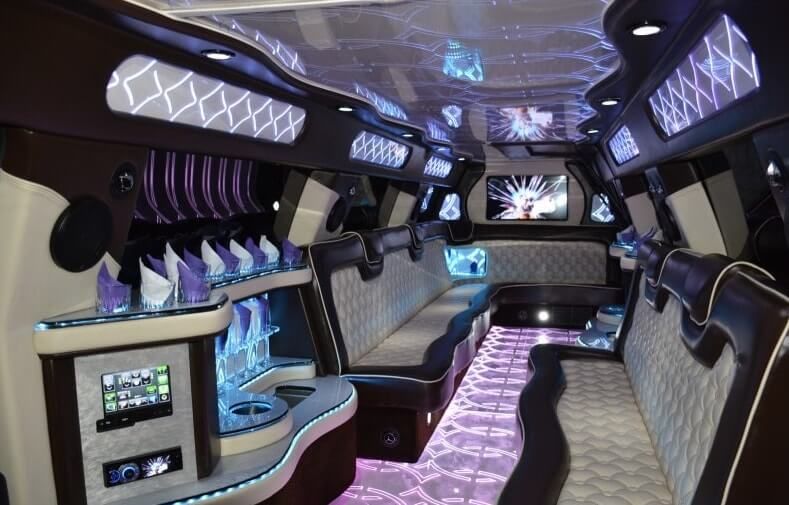 AAA Limousine in Dallas Texas | Luxury Transportation Fleet