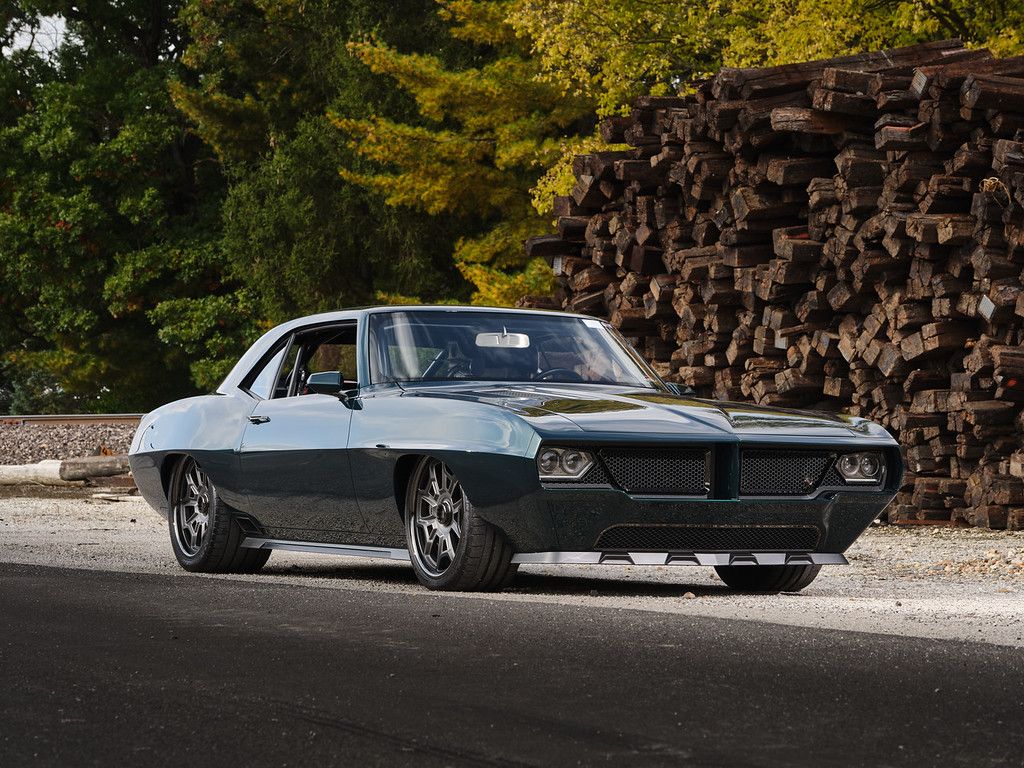 Brad Sather's Custom built 1969 Firebird built by BBT Fabrications