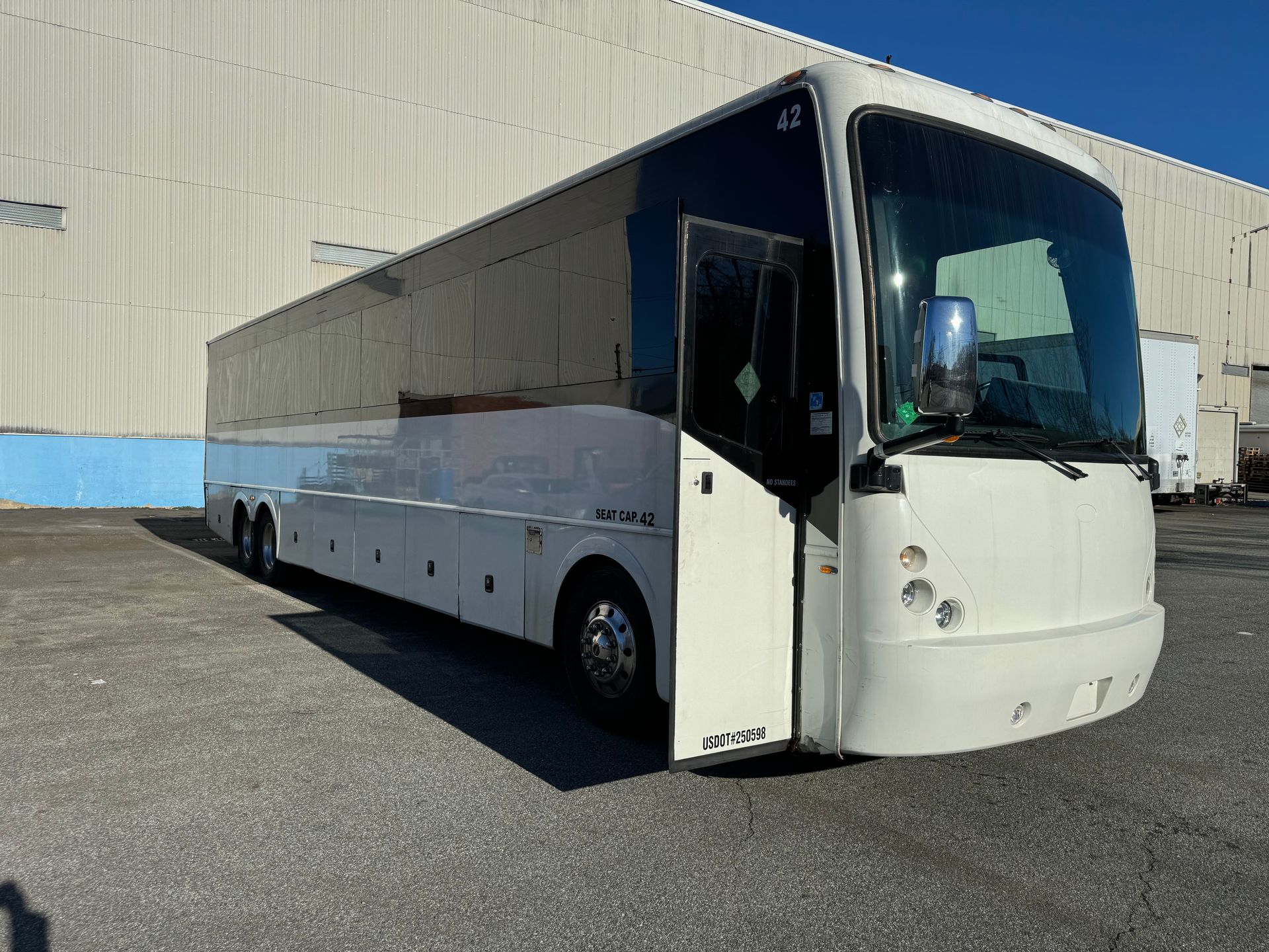 Party Bus (50 Passenger) | Danaro Limousines