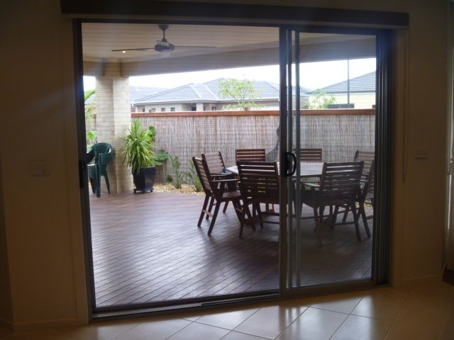 Gallery | Retractascreen