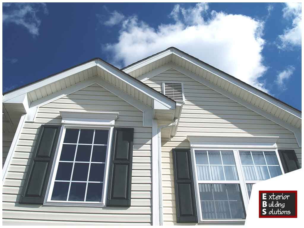 Windows and Siding: Which Should Be Replaced First?