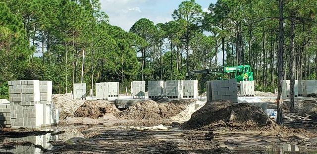 Construction Photo | Cape Coral, FL | Channel Mark Shell