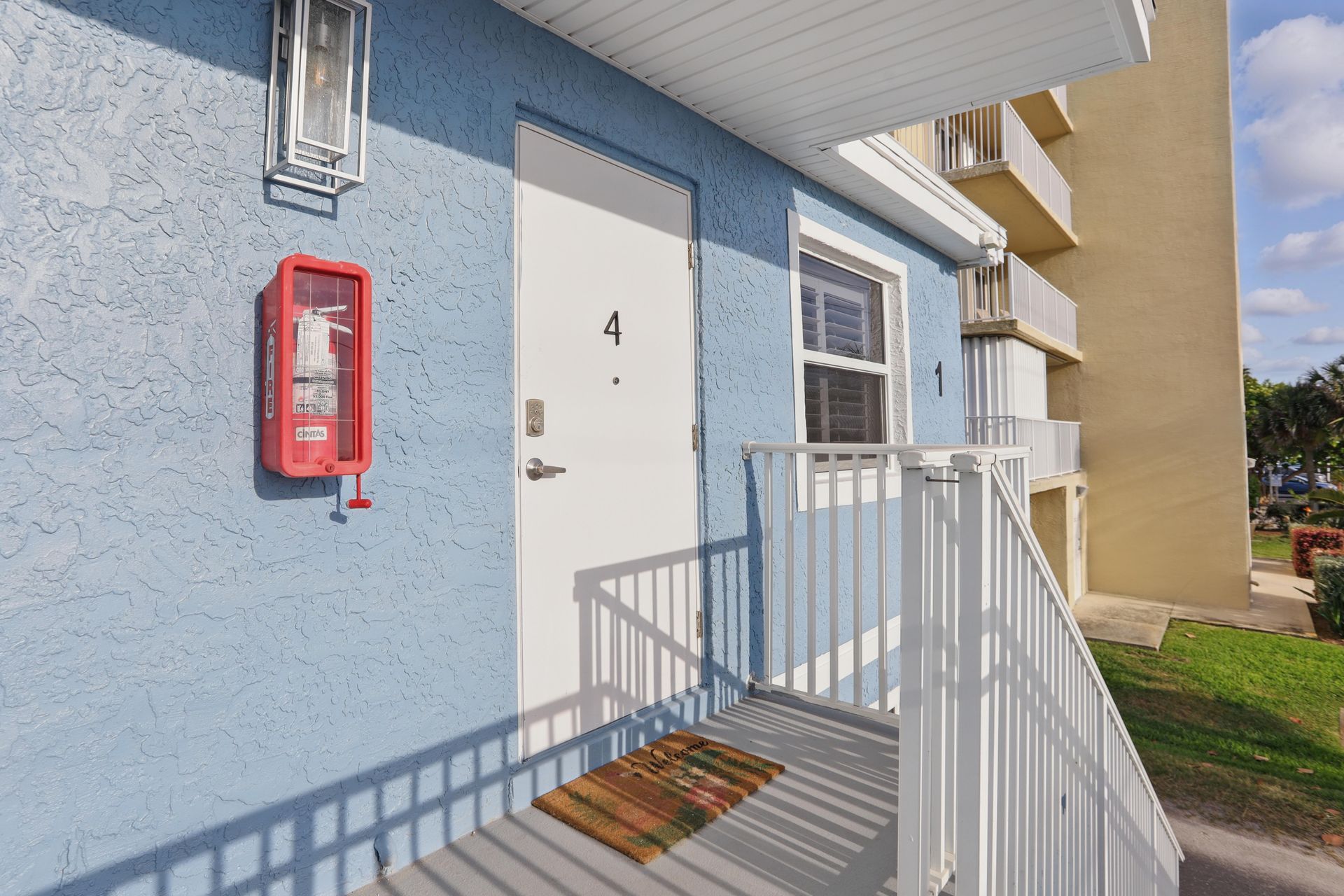 Beachfront Cottages | Coco Sands | Cocoa Beach, FL