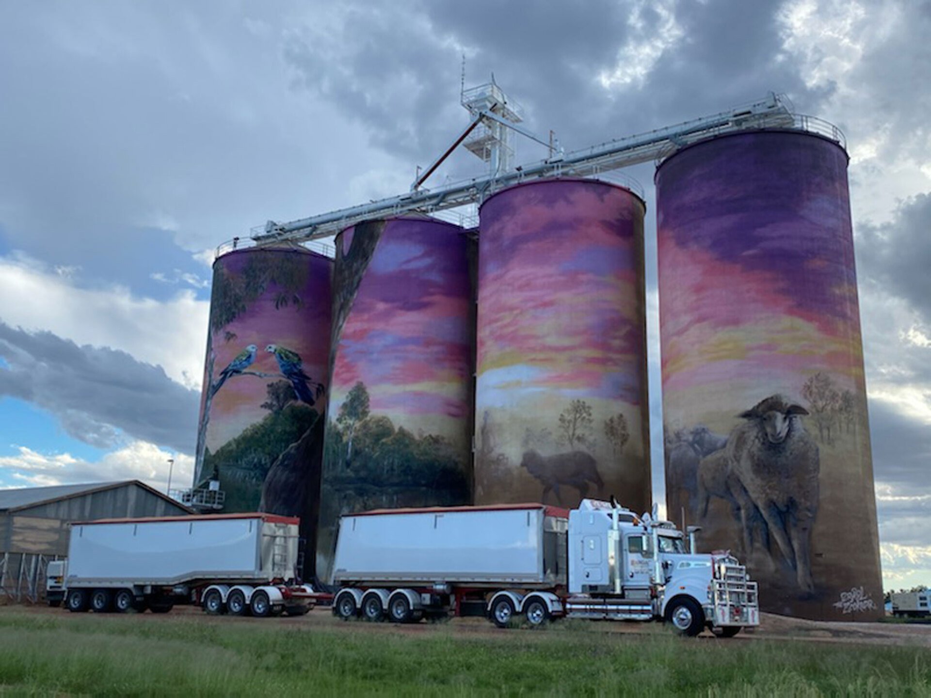 Home [www.hangantransport.com.au]