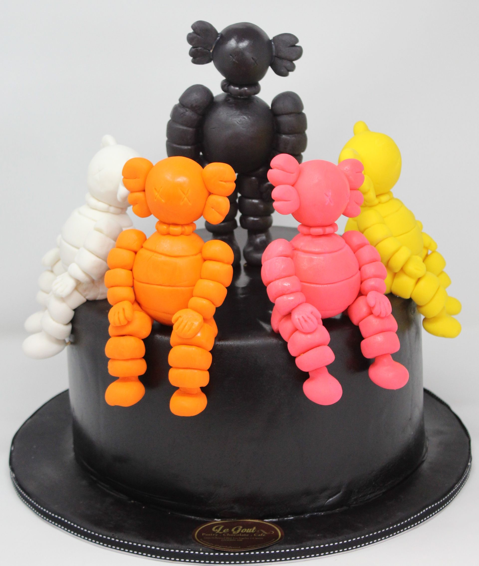 Custom Cakes | Le Gout | CA