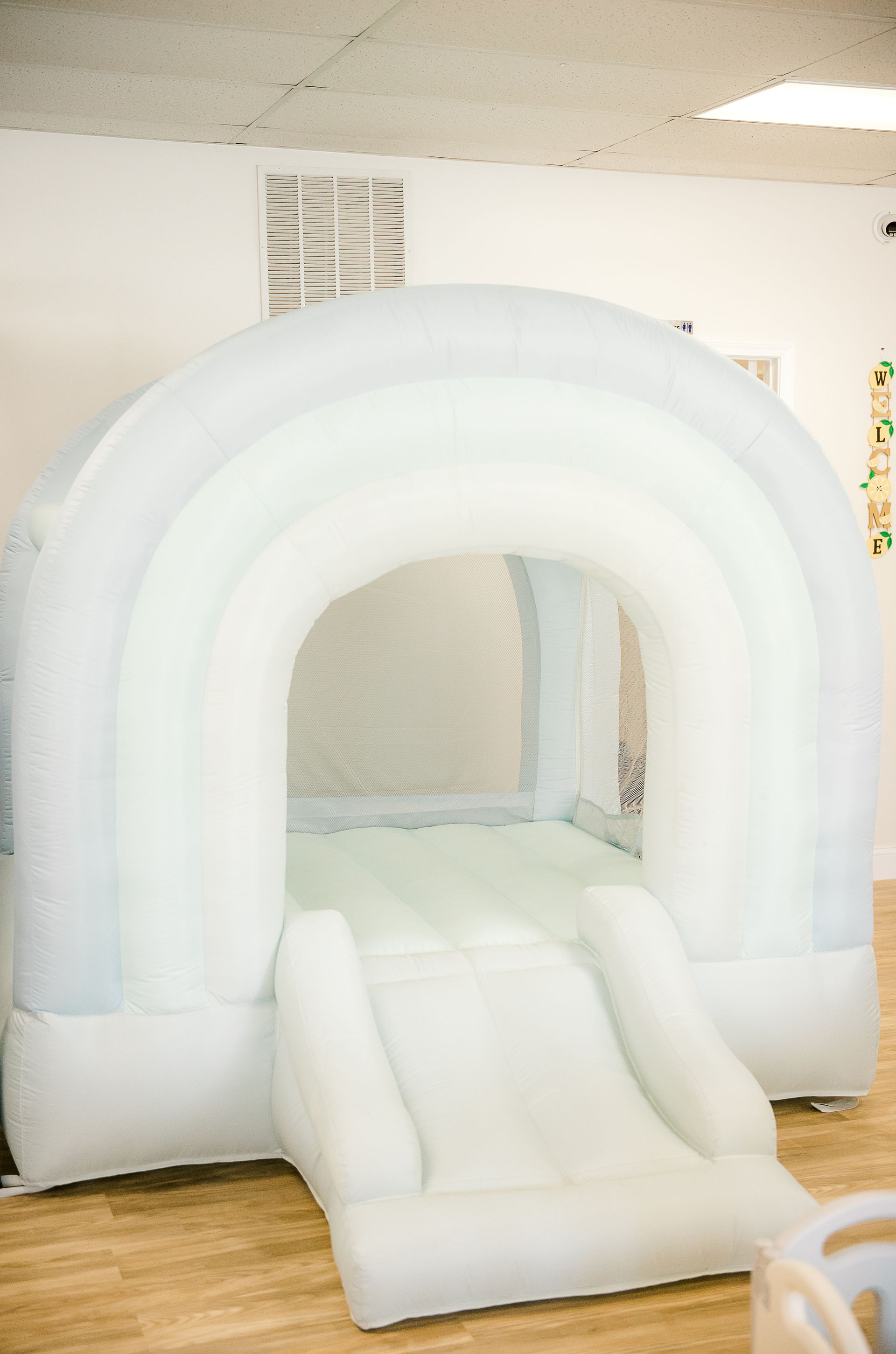 The Lemon Lounge | Indoor Play | Blairsville, GA